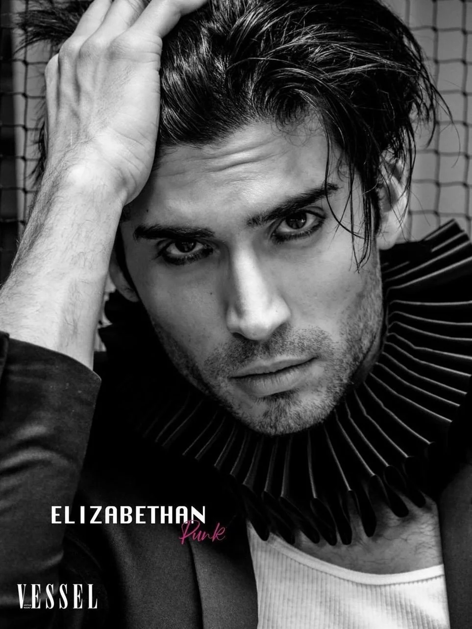 Model — RAMIRO LEAL