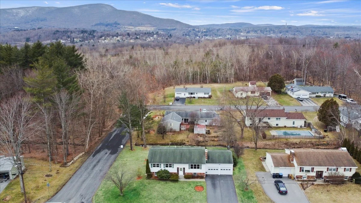 14 Center St Bennington VT 05201 — Hoffman Real Estate