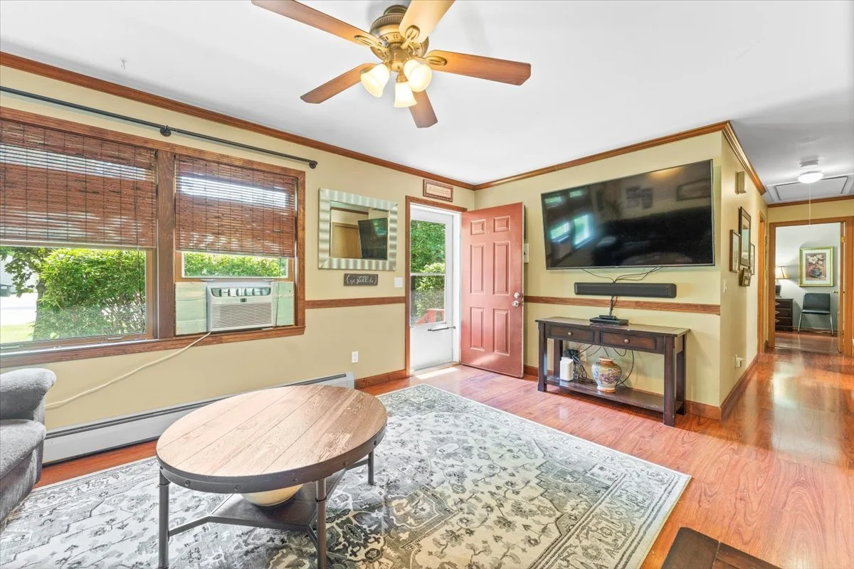 201 Justin Ave Bennington VT 05201 — Hoffman Real Estate