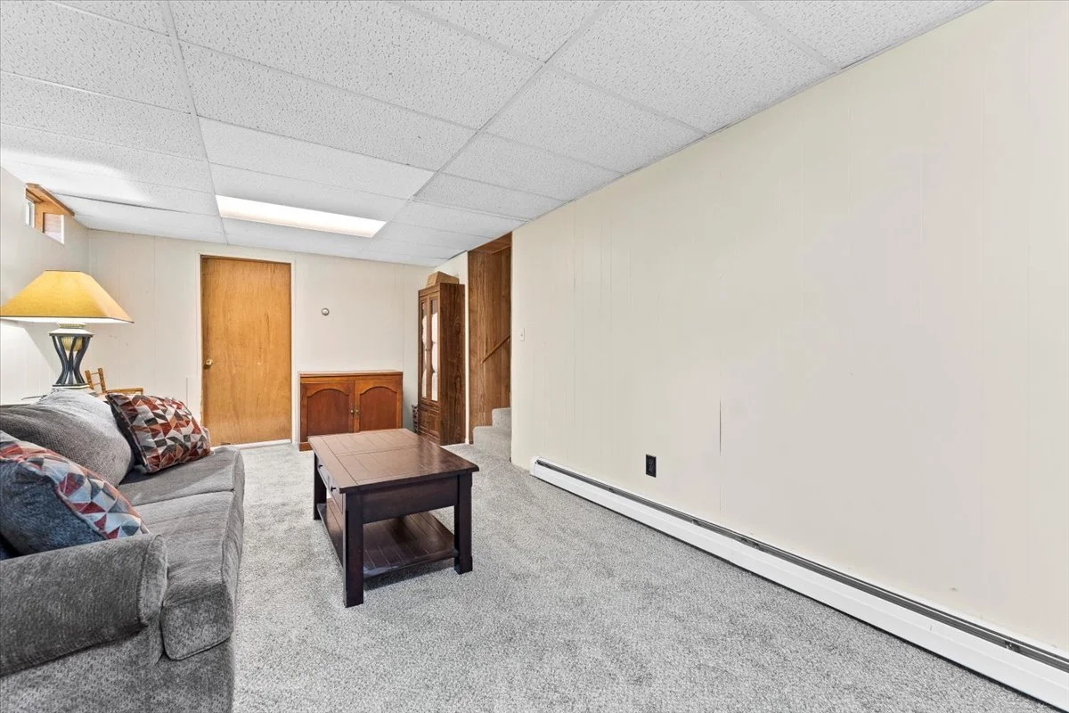 201 Justin Ave Bennington VT 05201 — Hoffman Real Estate