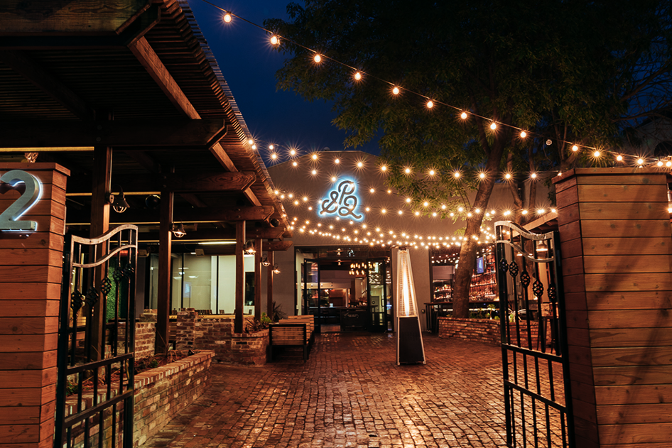 SP2 Communal Bar + Restaurant