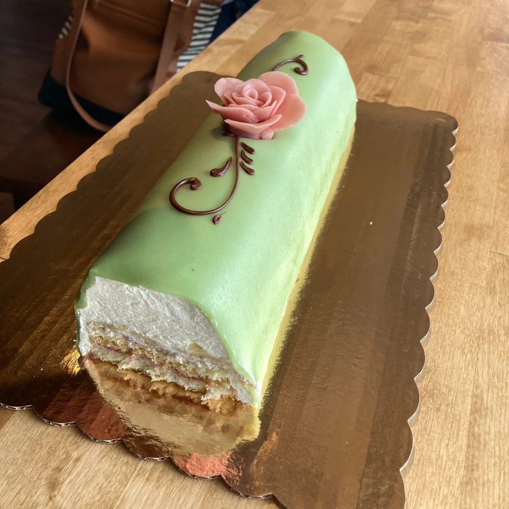 Cakes — Krown Bakery & Eatery