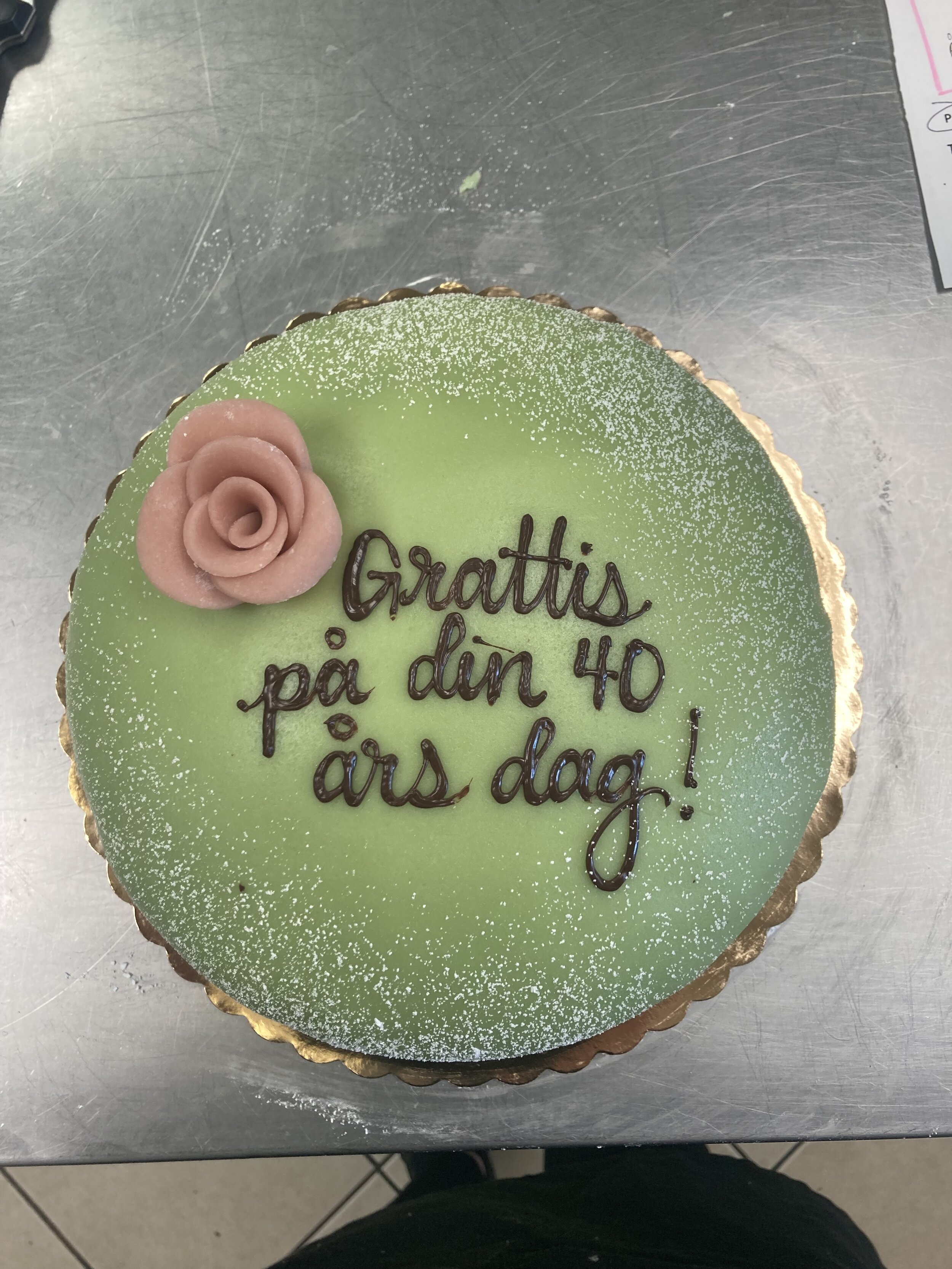 Cakes — Krown Bakery & Eatery