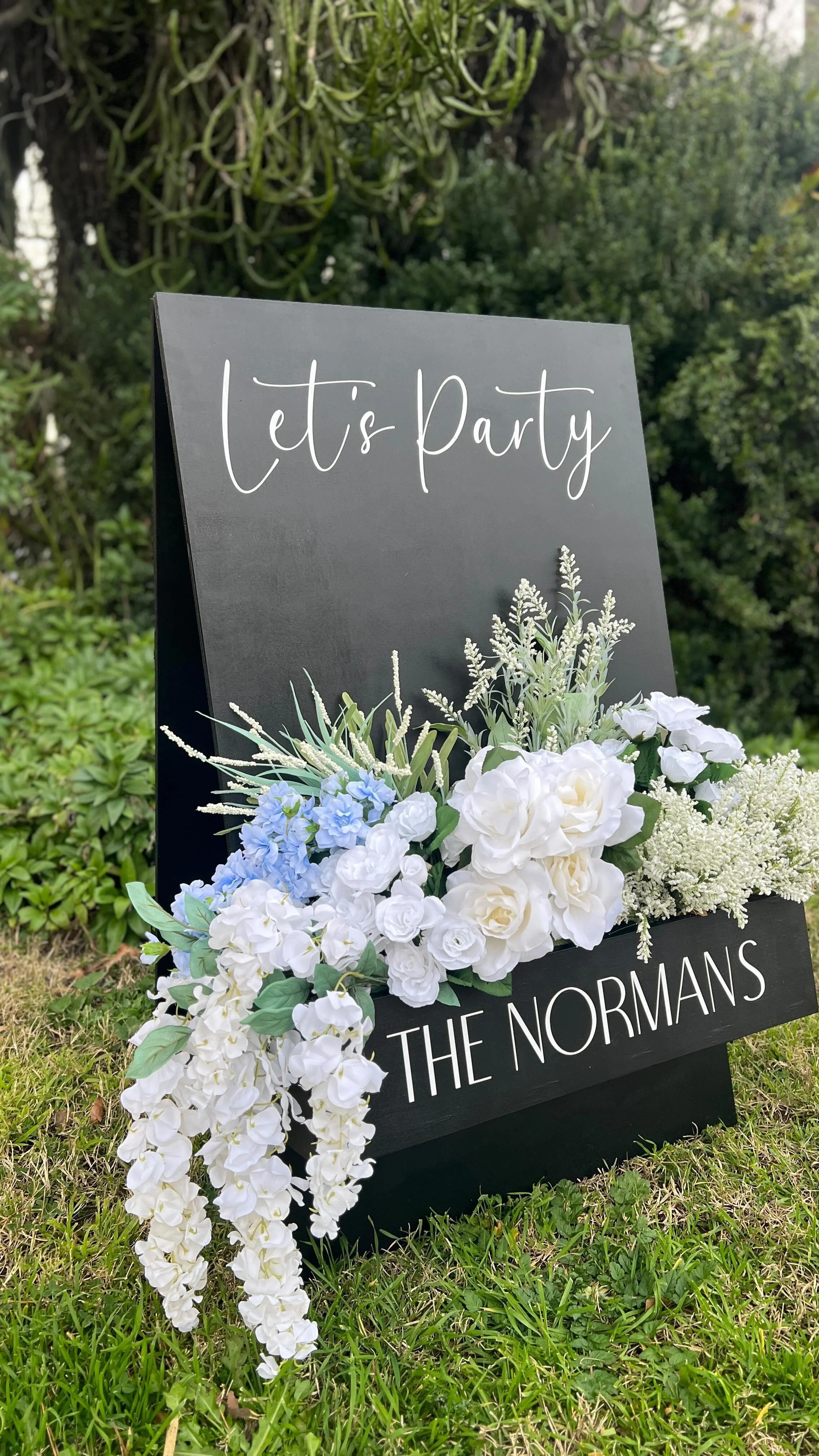 Wedding and Live Event Calligraphy I shescloudy calligraphy I Los Angeles