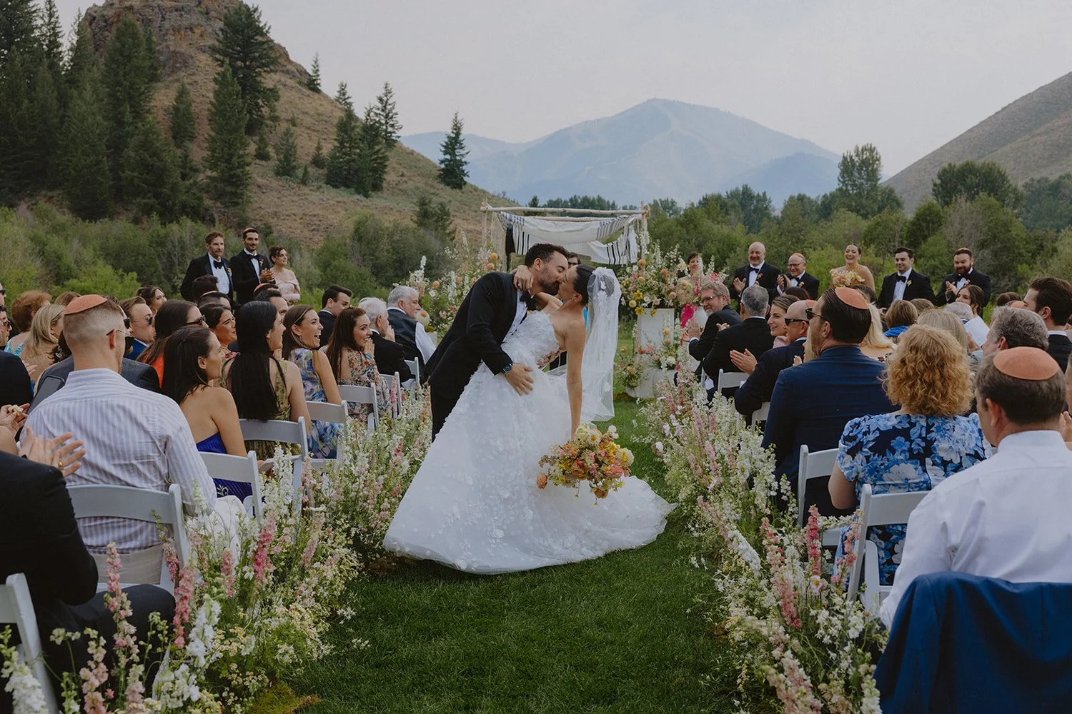 Floral Portfolio — Two Hands Floral | Sun Valley Ketchum Wedding and ...