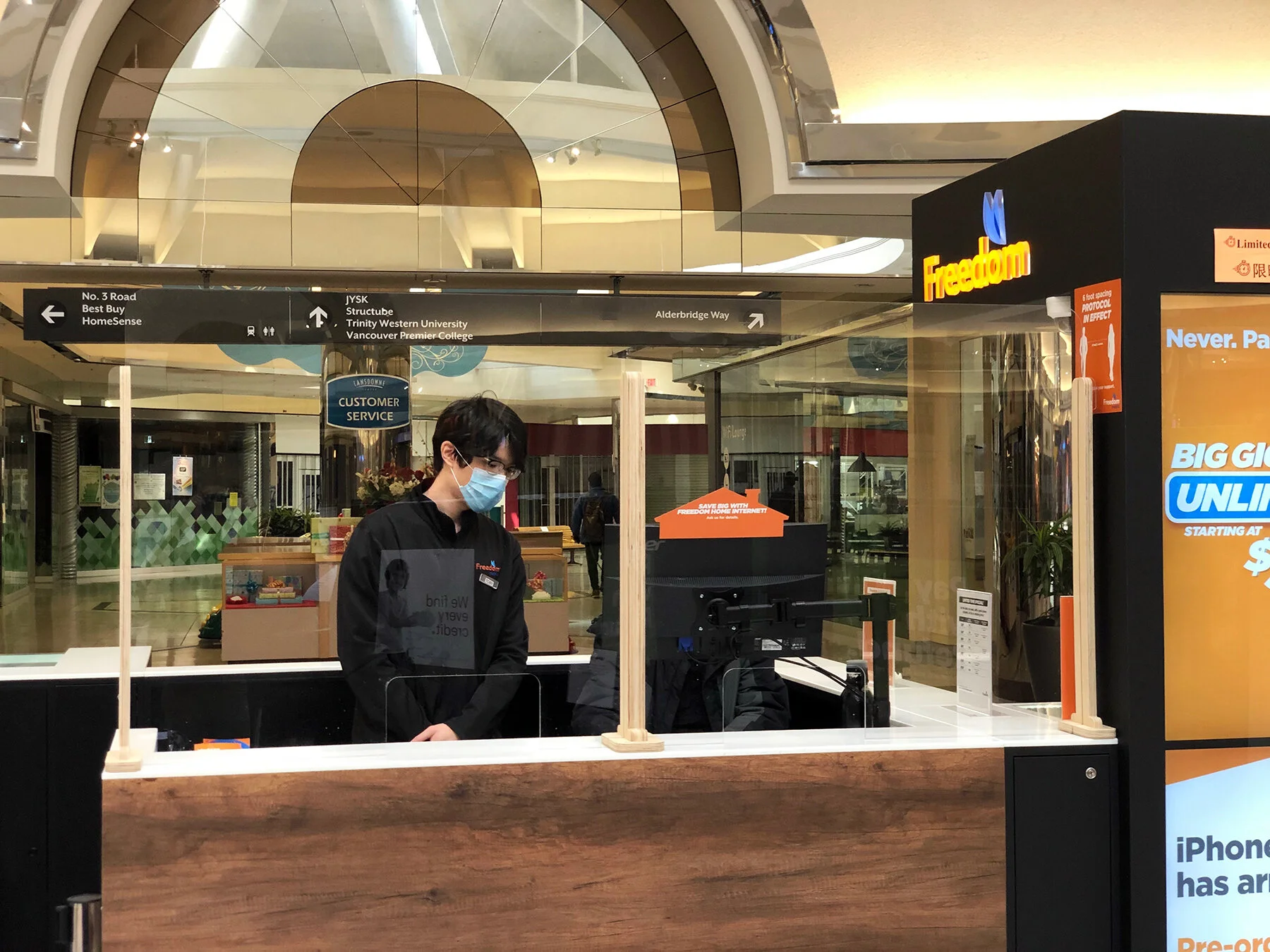 Plexiguards I Plexiglass Cutting in Vancouver — Plexiglass Room Divider ...