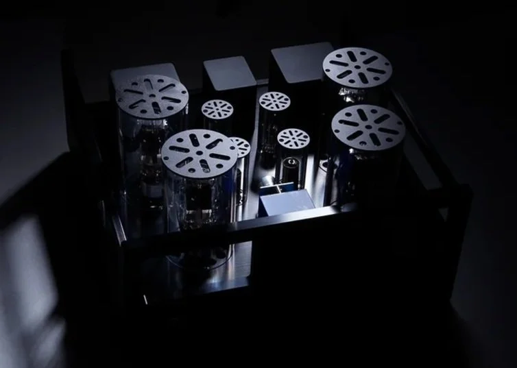 ALLNIC AUDIO L-10000 SIGNATURE EDITION PREAMPLIFIER — AUDIOKEY REVIEWS