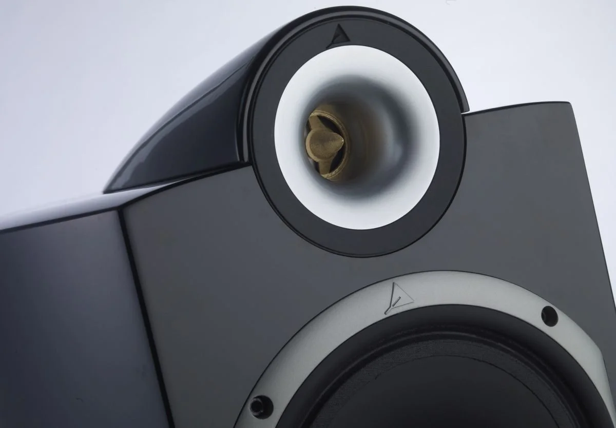 TRIANGLE SIGNATURE DELTA - REVIEW — AUDIOKEY REVIEWS