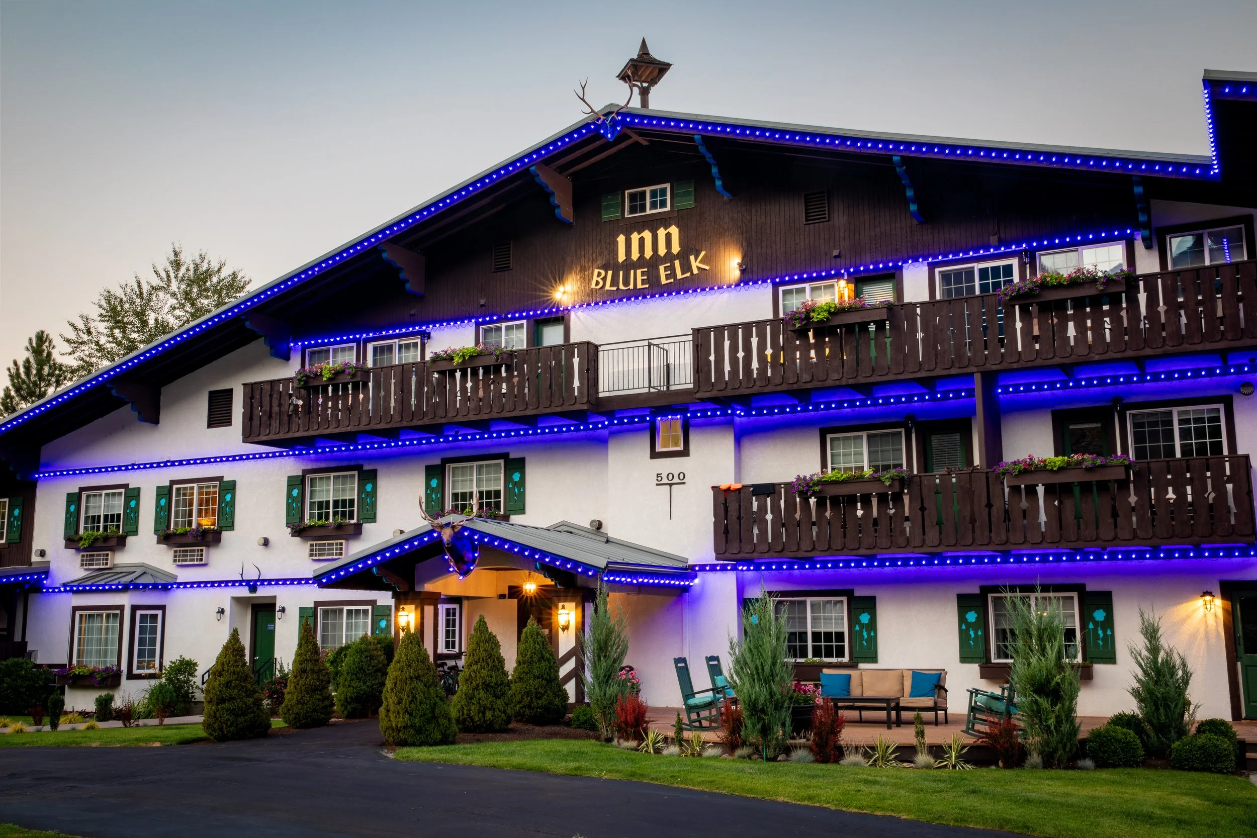 Contact — Blue Elk Inn