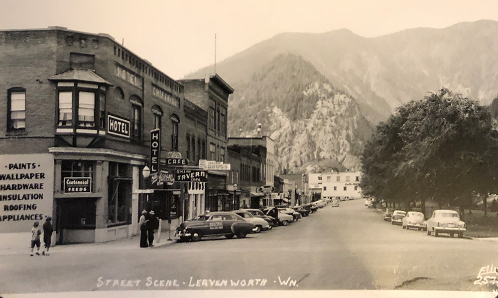 About Us — Blue Elk Inn