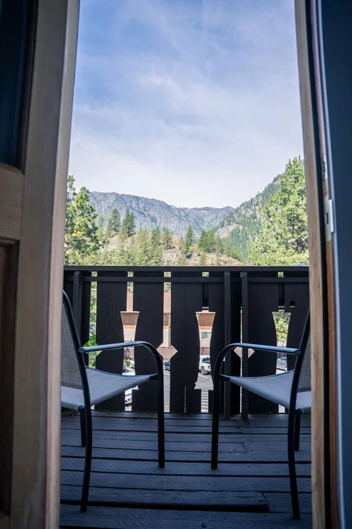 Blue Elk Inn