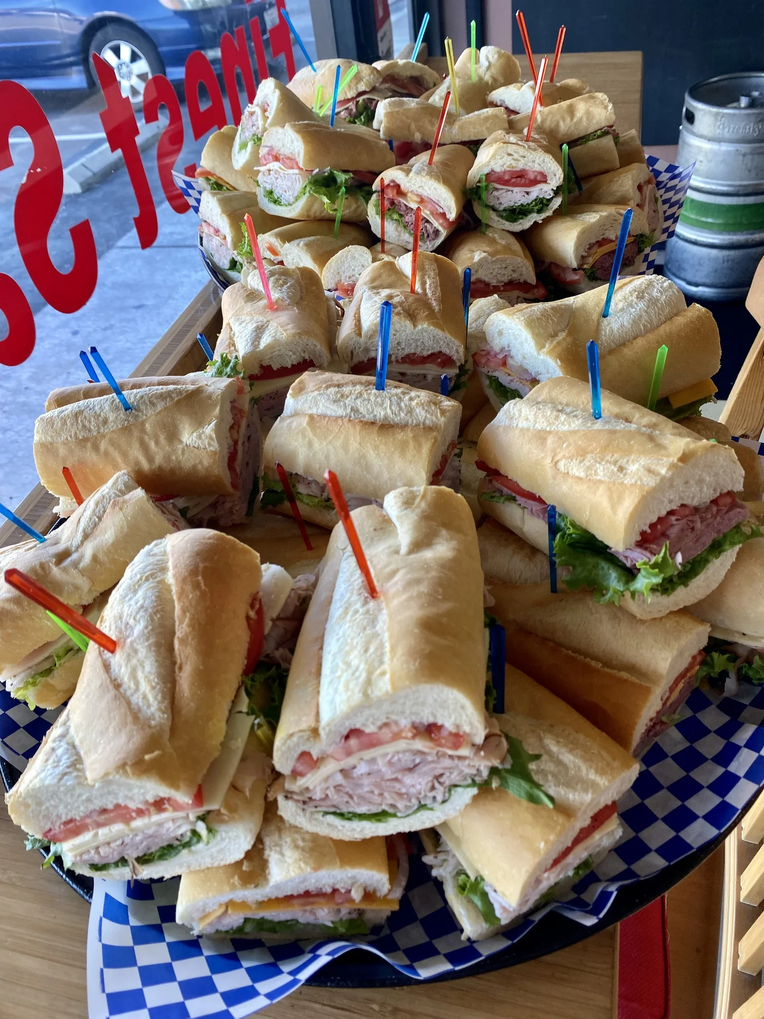 Globe Deli