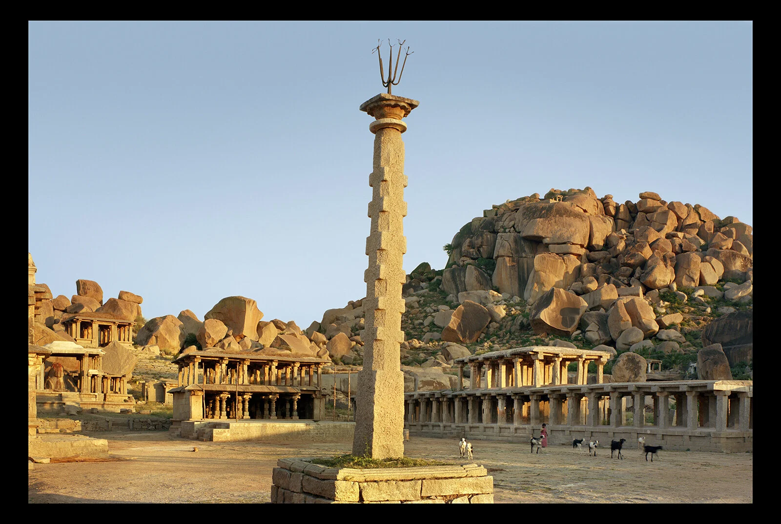 Vijayanagara India : Place - Hampi, Kaladham Museum, Vijayangar