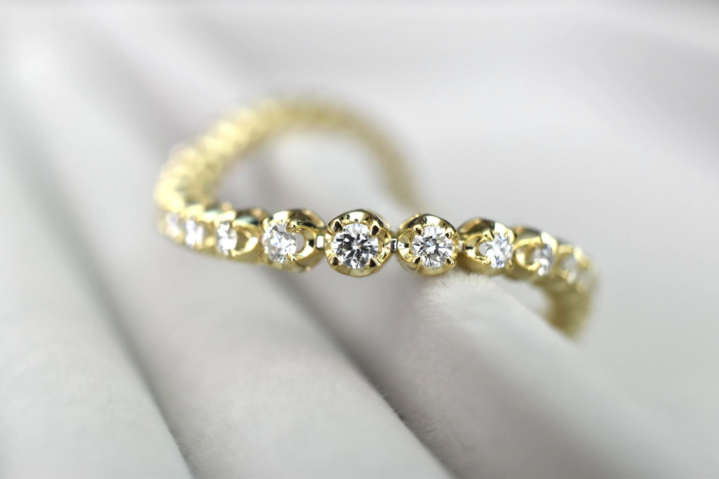 Si Dian Jin: What It Is & Its Modern Interpretations | August Bespoke