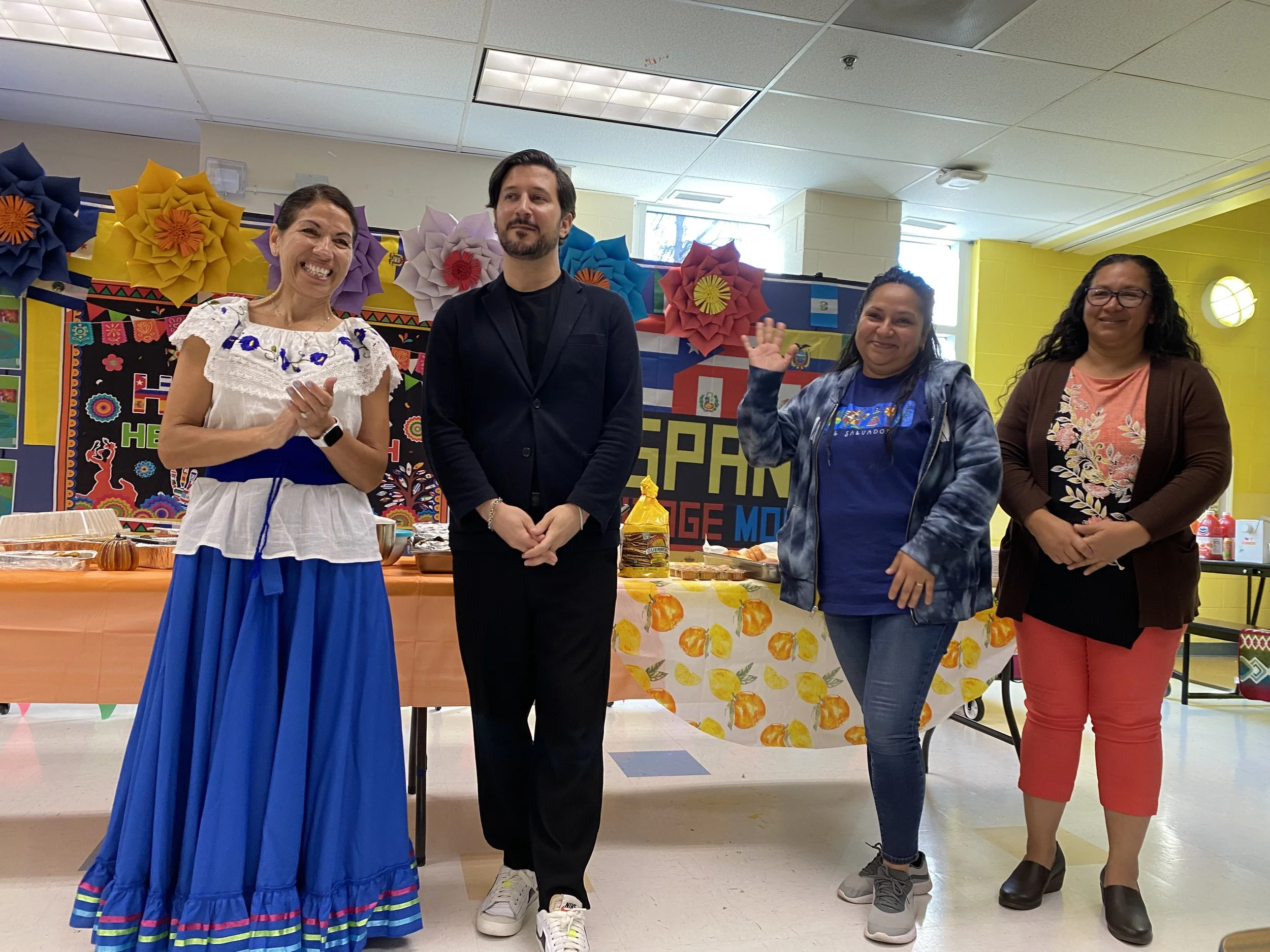 Parents and teachers jointly host Hispanic Heritage Month breakfast ...