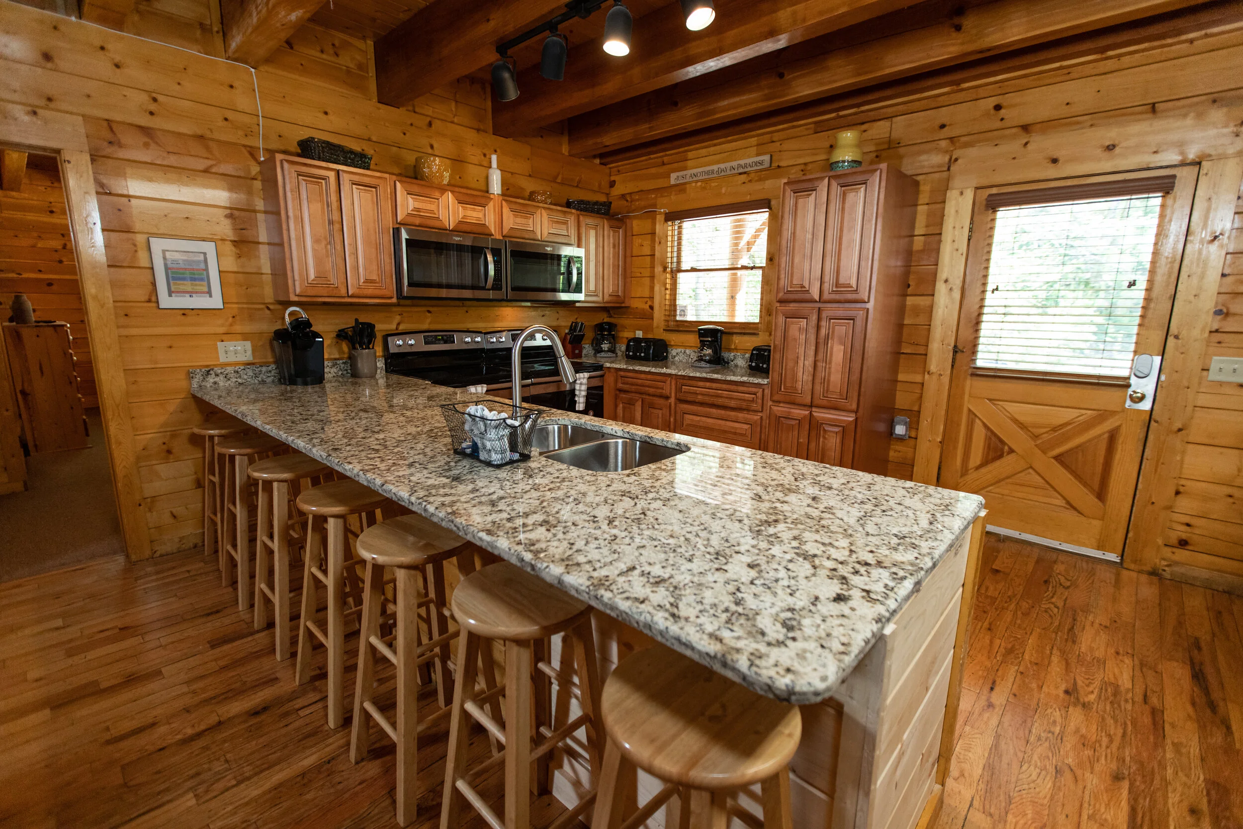 The Lodge at Caney Creek-Cabin-Rental — Thomas Rentals