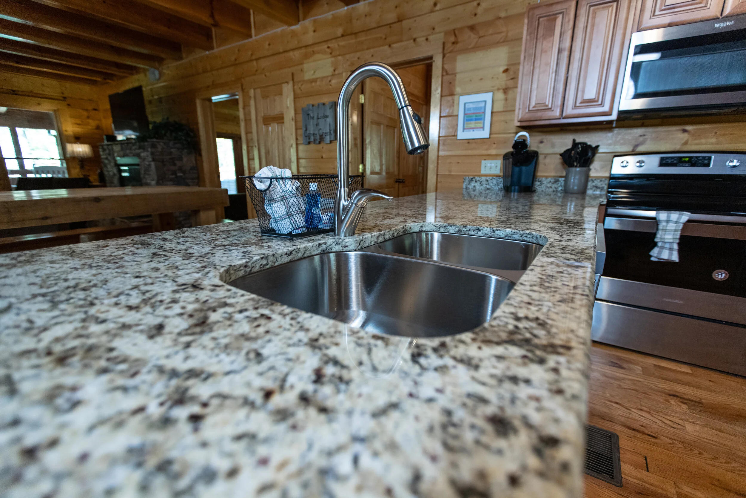 The Lodge at Caney Creek-Cabin-Rental — Thomas Rentals