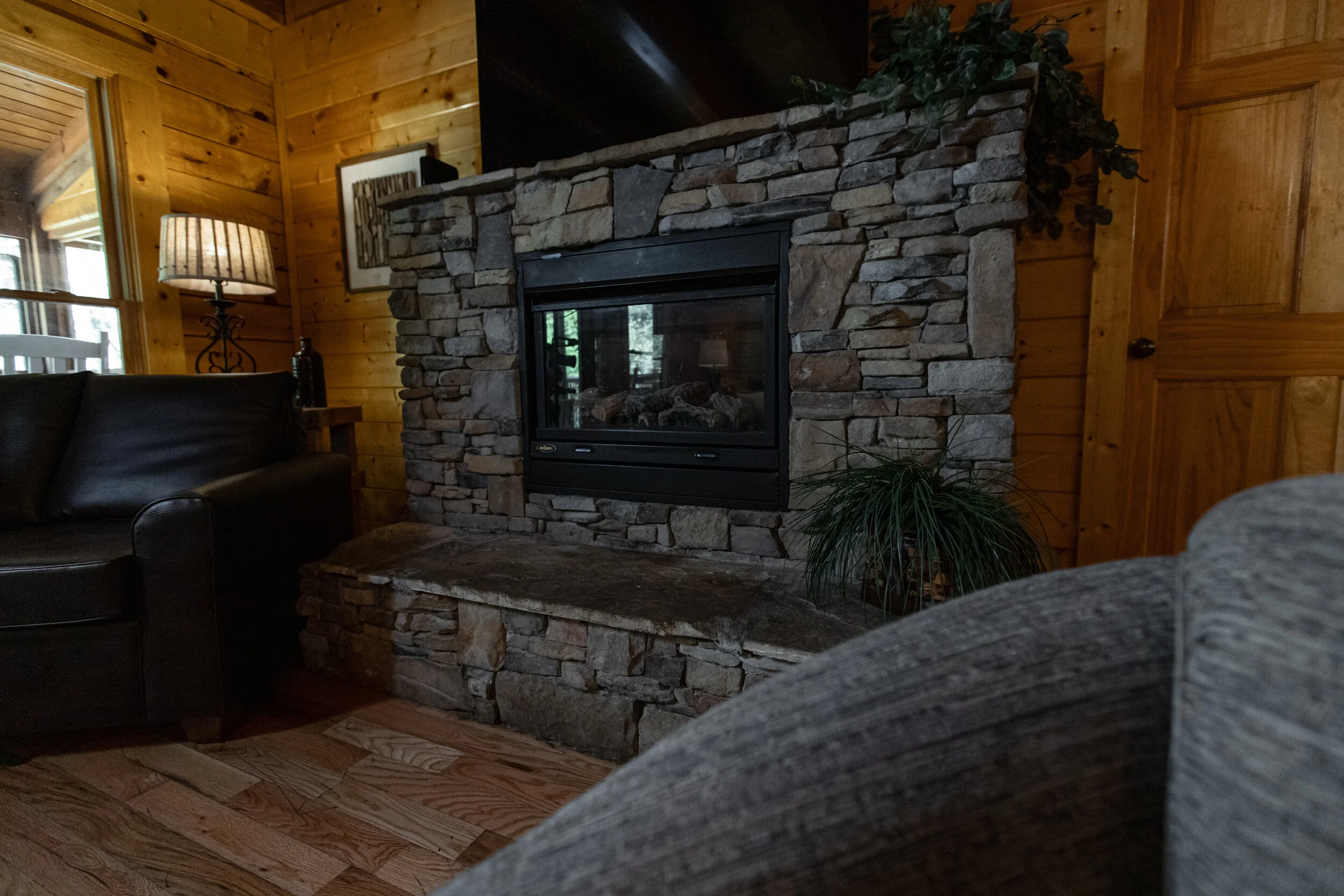 The Lodge at Caney Creek-Cabin-Rental — Thomas Rentals