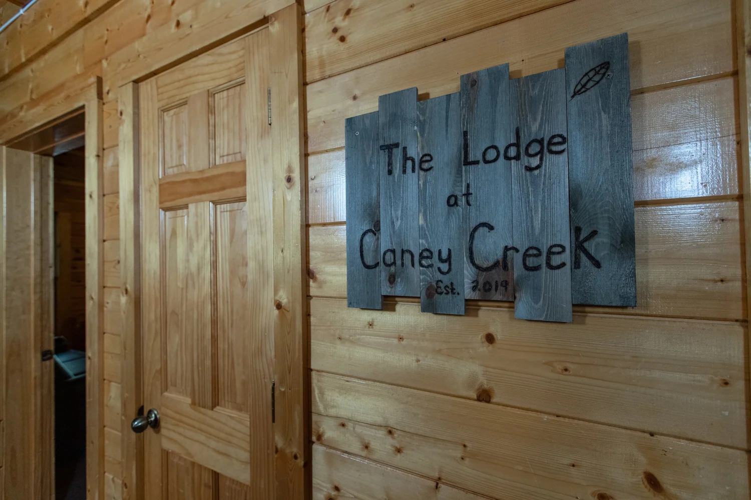 The Lodge at Caney Creek-Cabin-Rental — Thomas Rentals