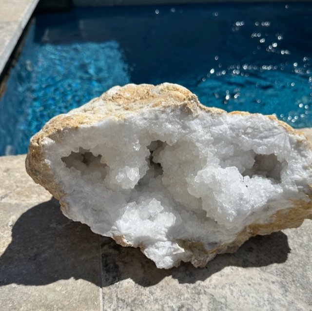 New Rock Arrivals — black market minerals