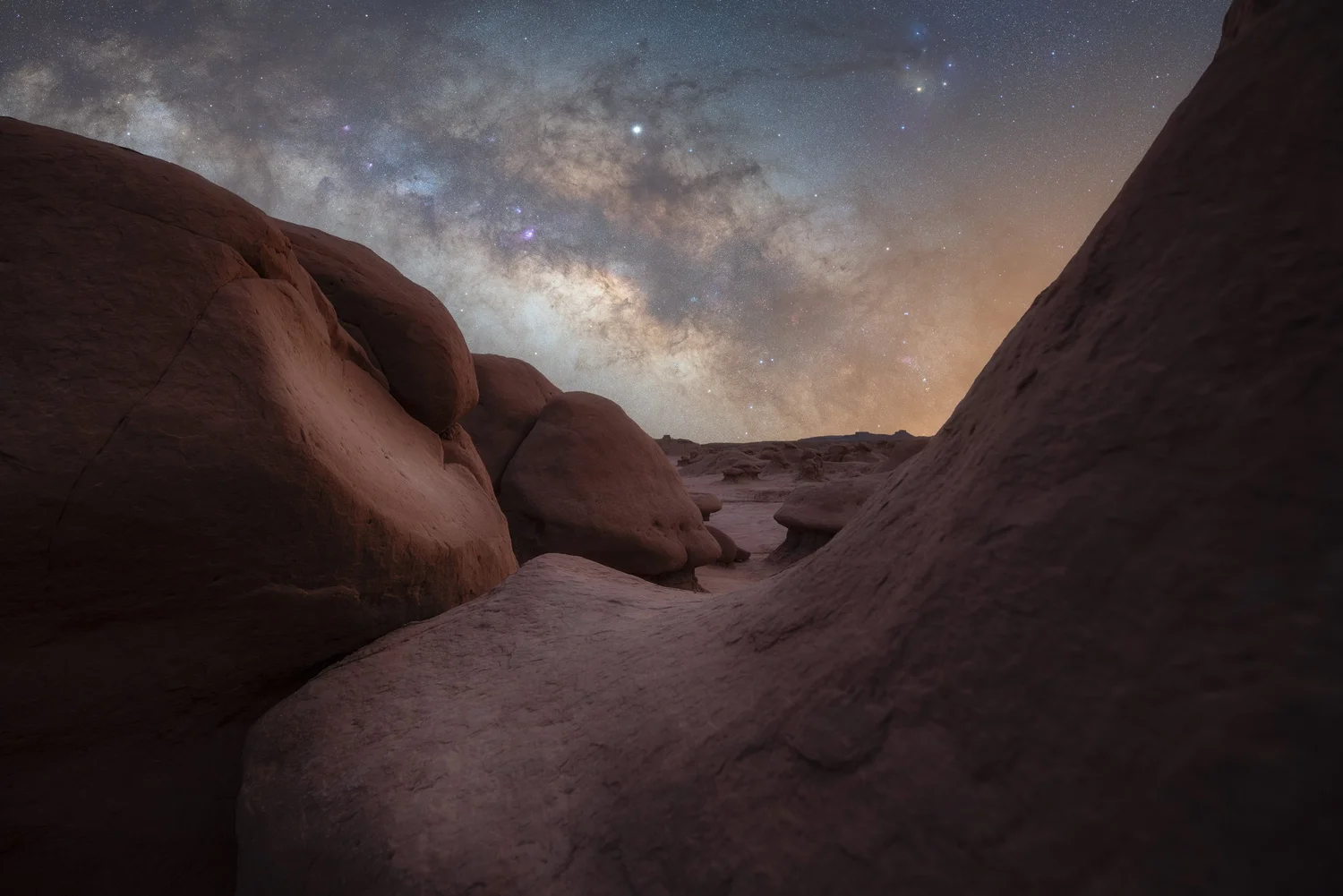 Stargazing Date Night Ideas: A Photographer's Guide to Romance Under ...