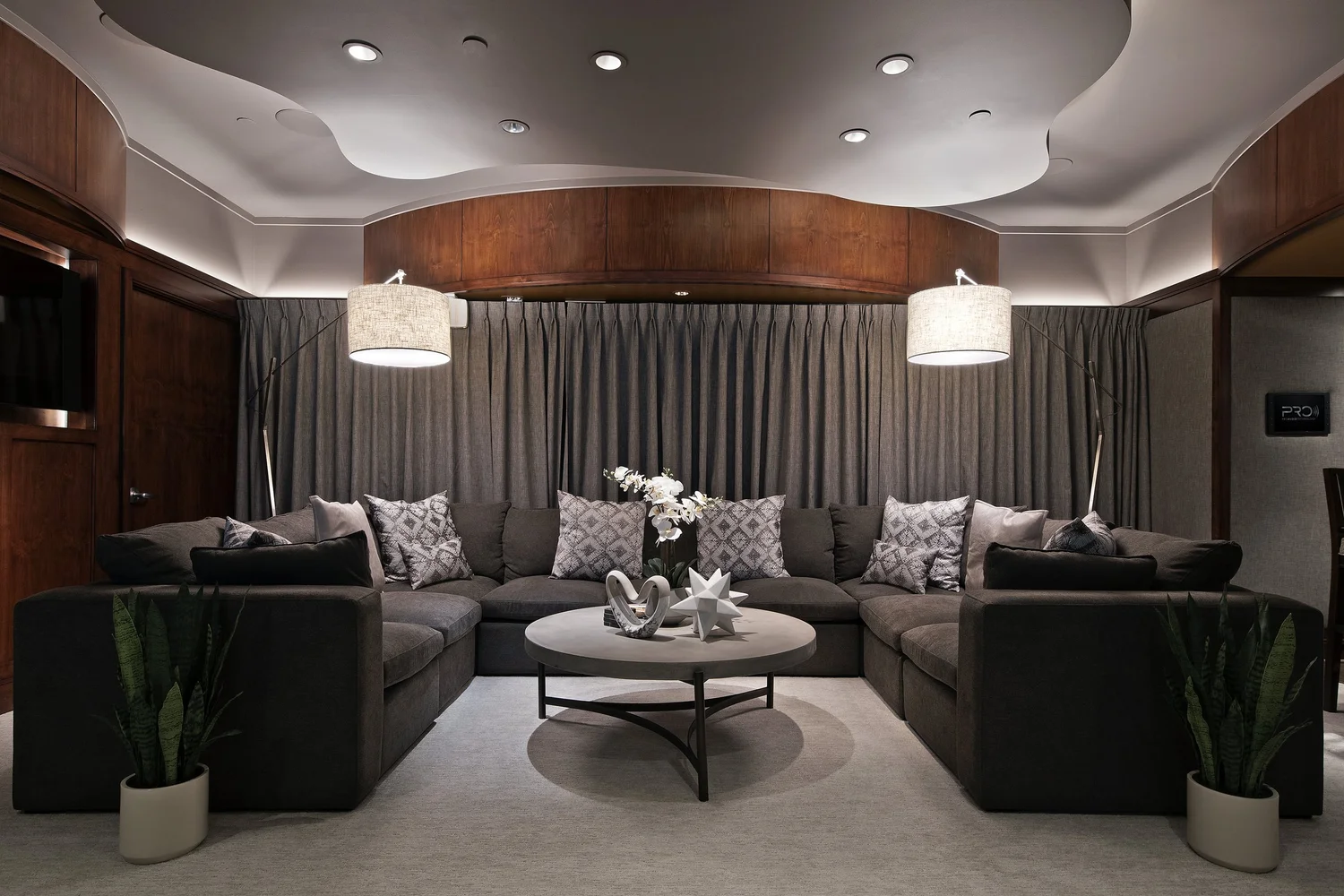 Pro Audio Technology — EXPERIENCE CENTER