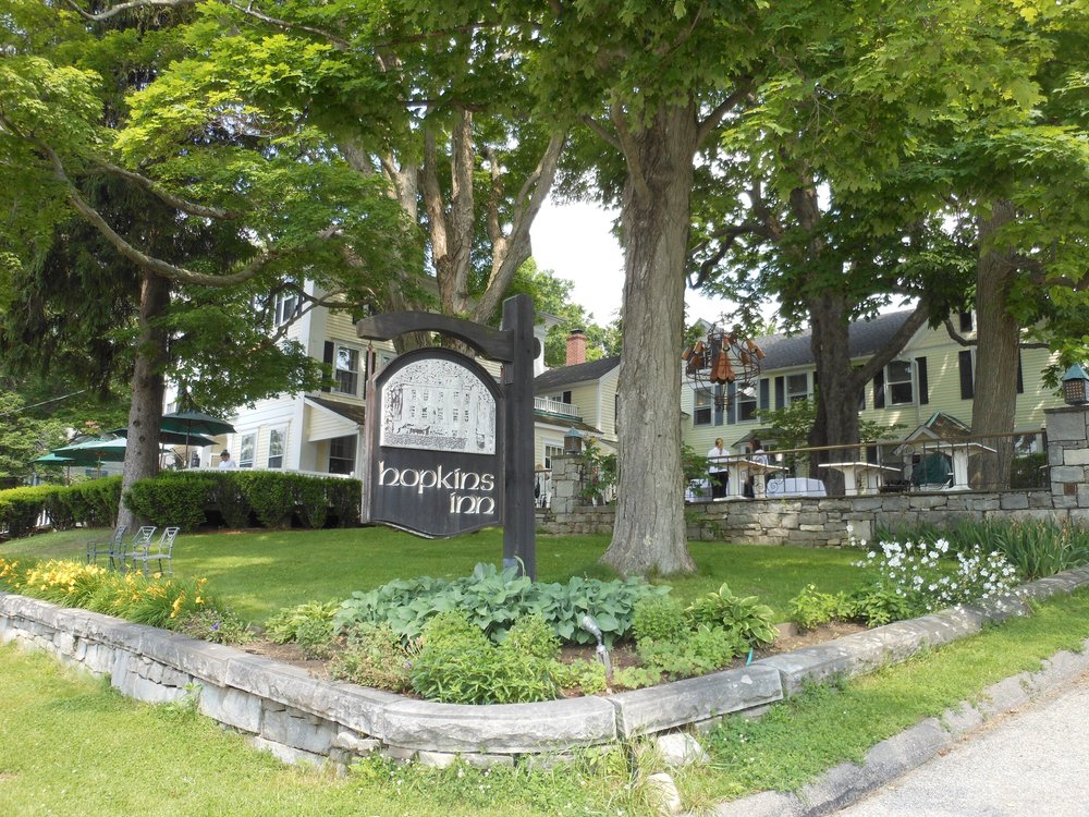 Hopkins Inn