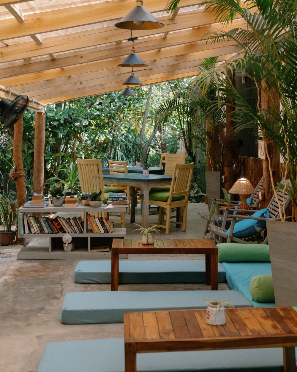 Cafe Ceylon Kabalana