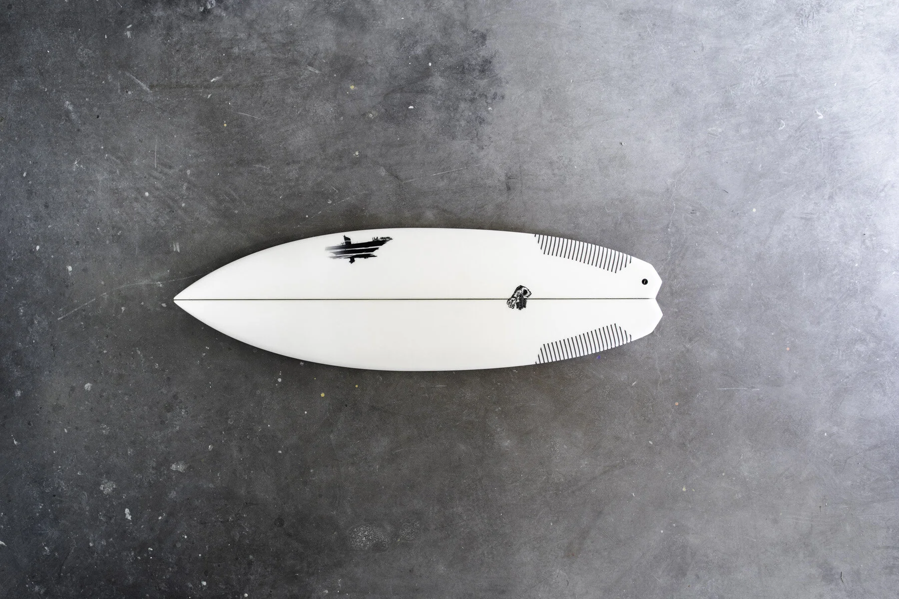 THIRD ARM — Cardinal surfboards
