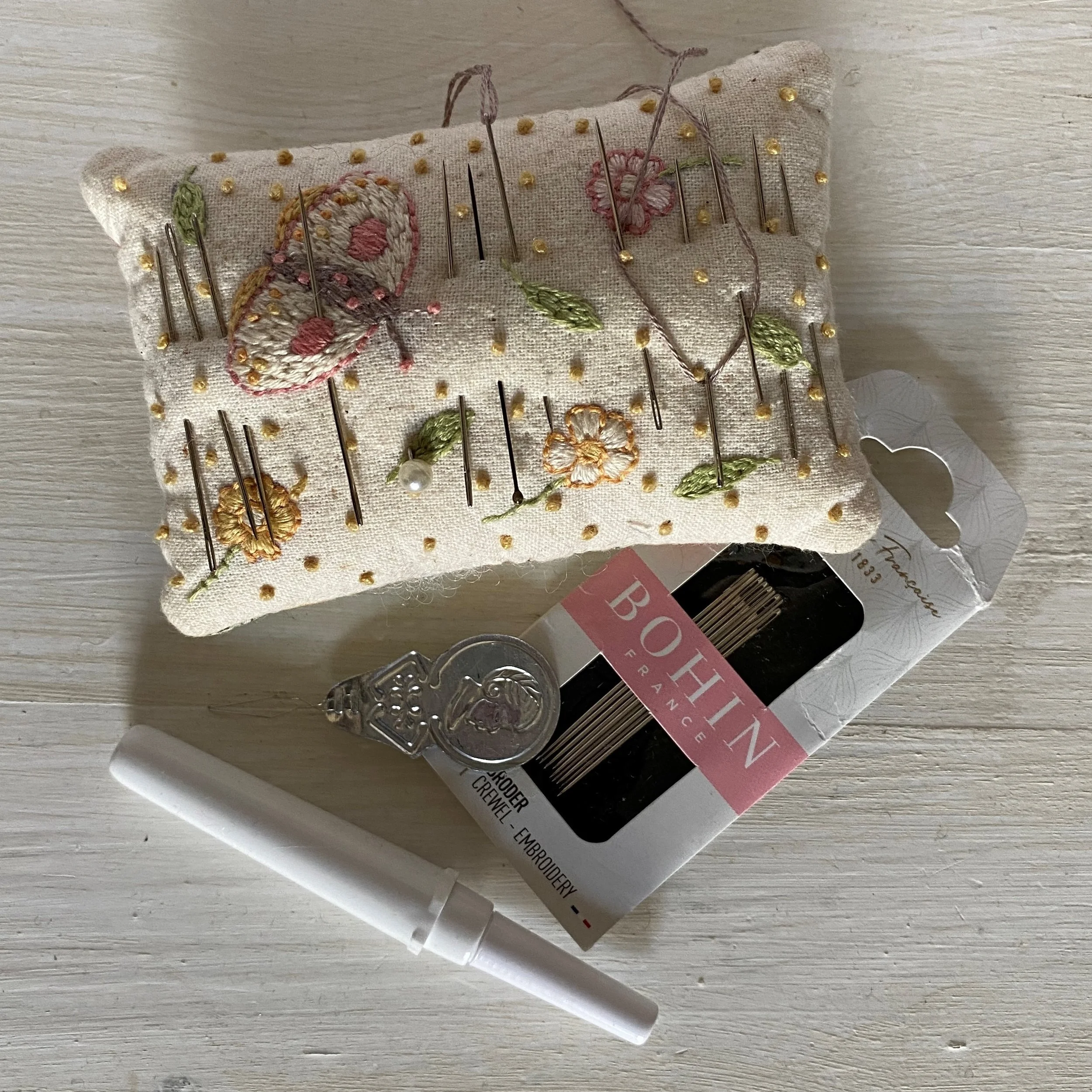 Beginner embroidery 101 - tools and materials — lilipopo embroidery