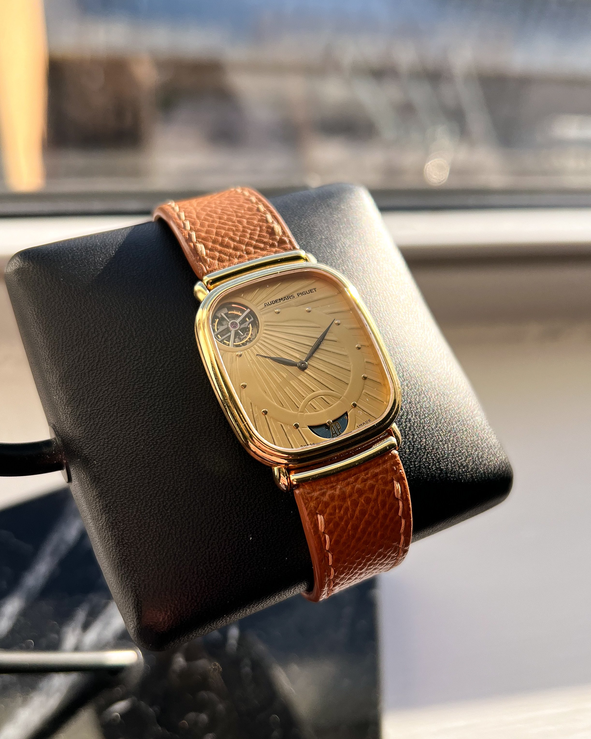 Early 1990's Audemars Piguet Automatic Tourbillon 25643BA — Watch ...