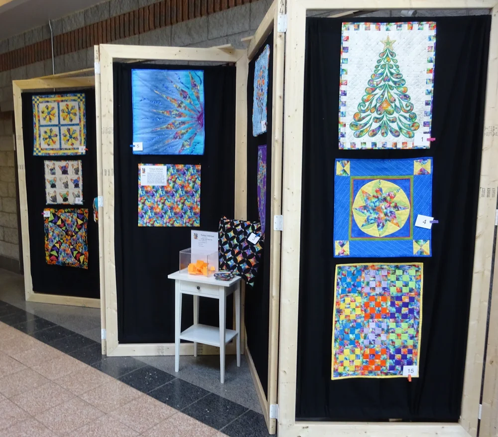 The Top 7 Ways to be a Great Quilt Show Visitor — Quiltish Corner