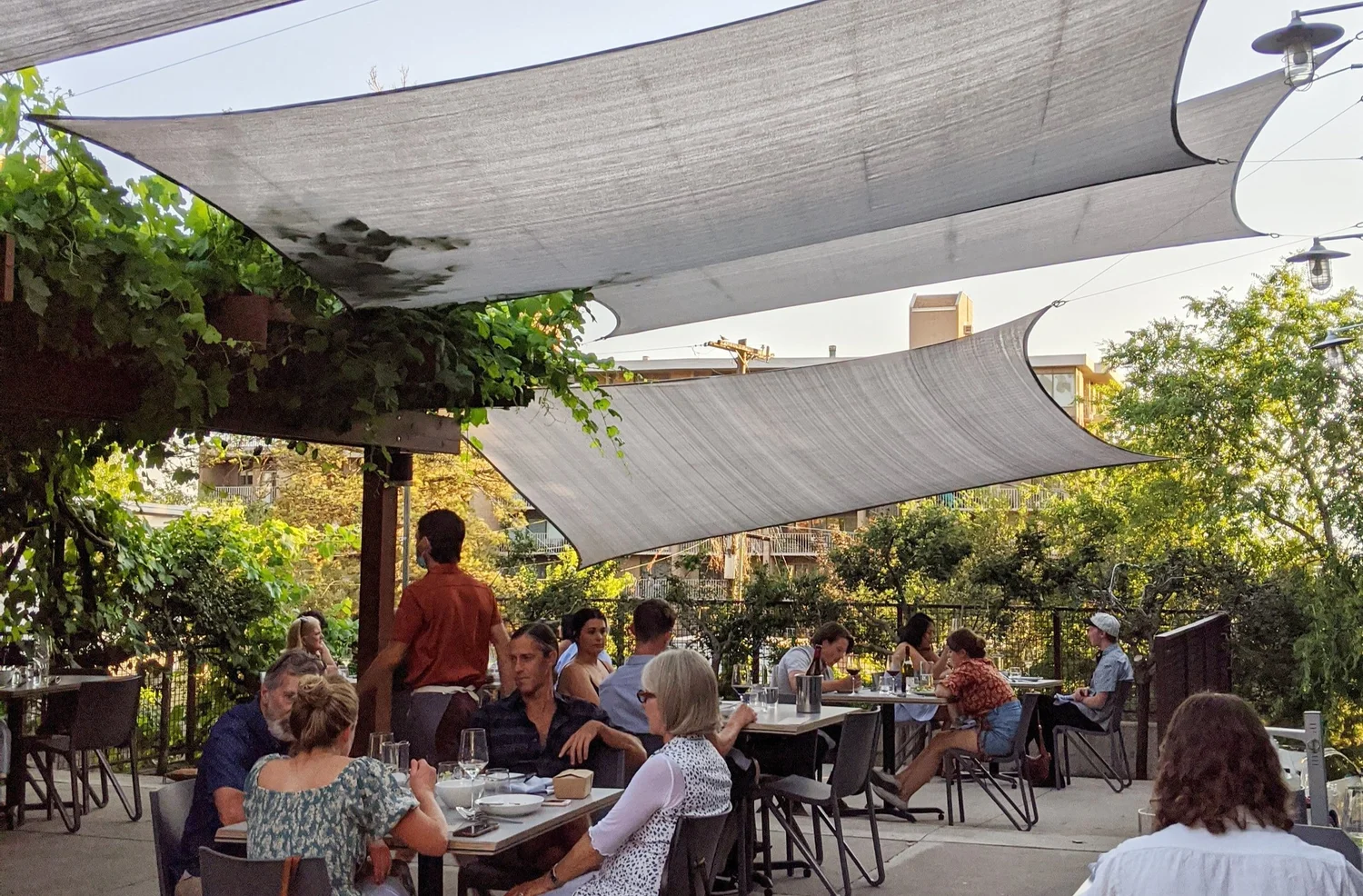 Location — Arlo Restaurant