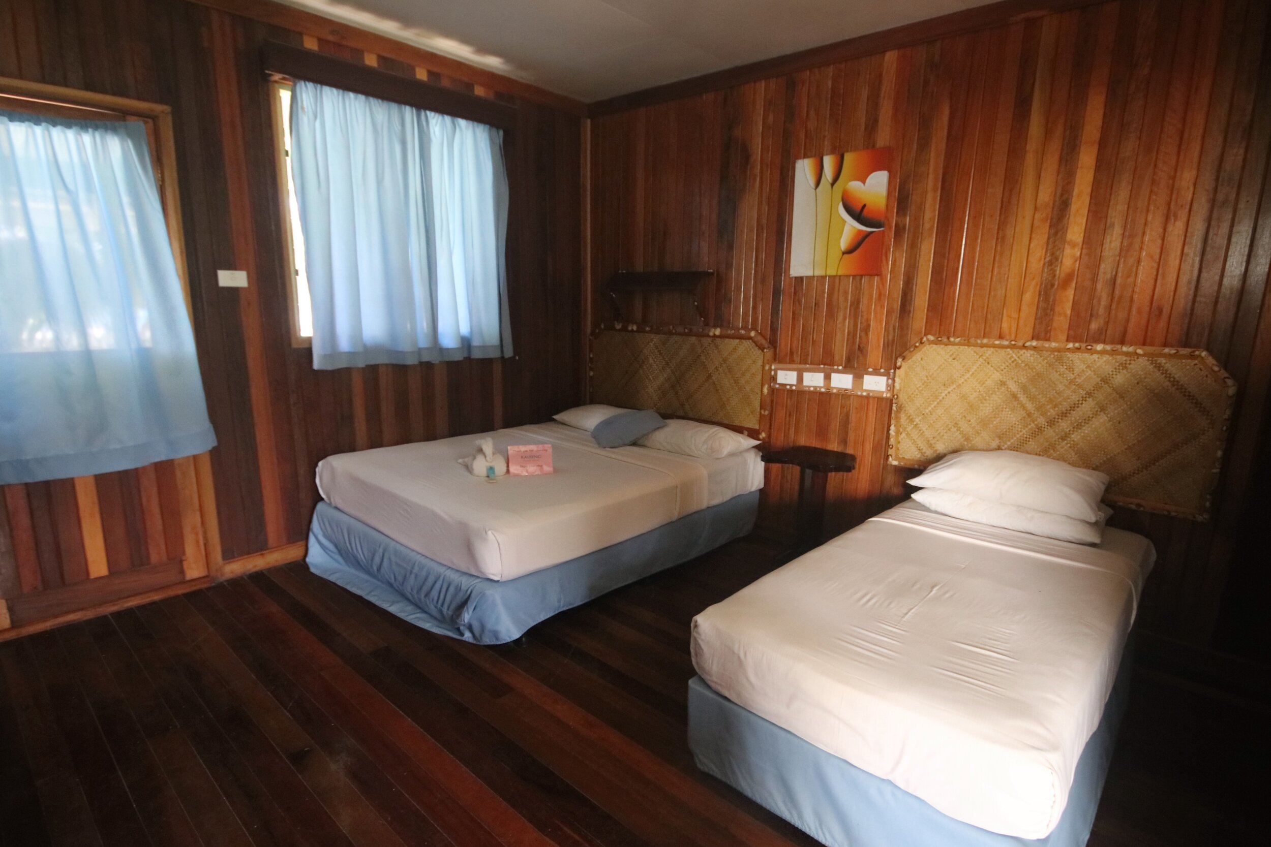 --Kavieng Village Resort — Tourism New Ireland