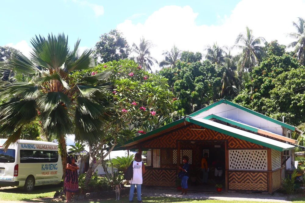 --Kavieng Village Resort — Tourism New Ireland