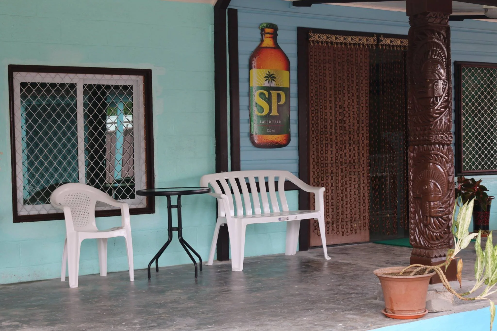 ---Kavieng Beach Resort — Tourism New Ireland
