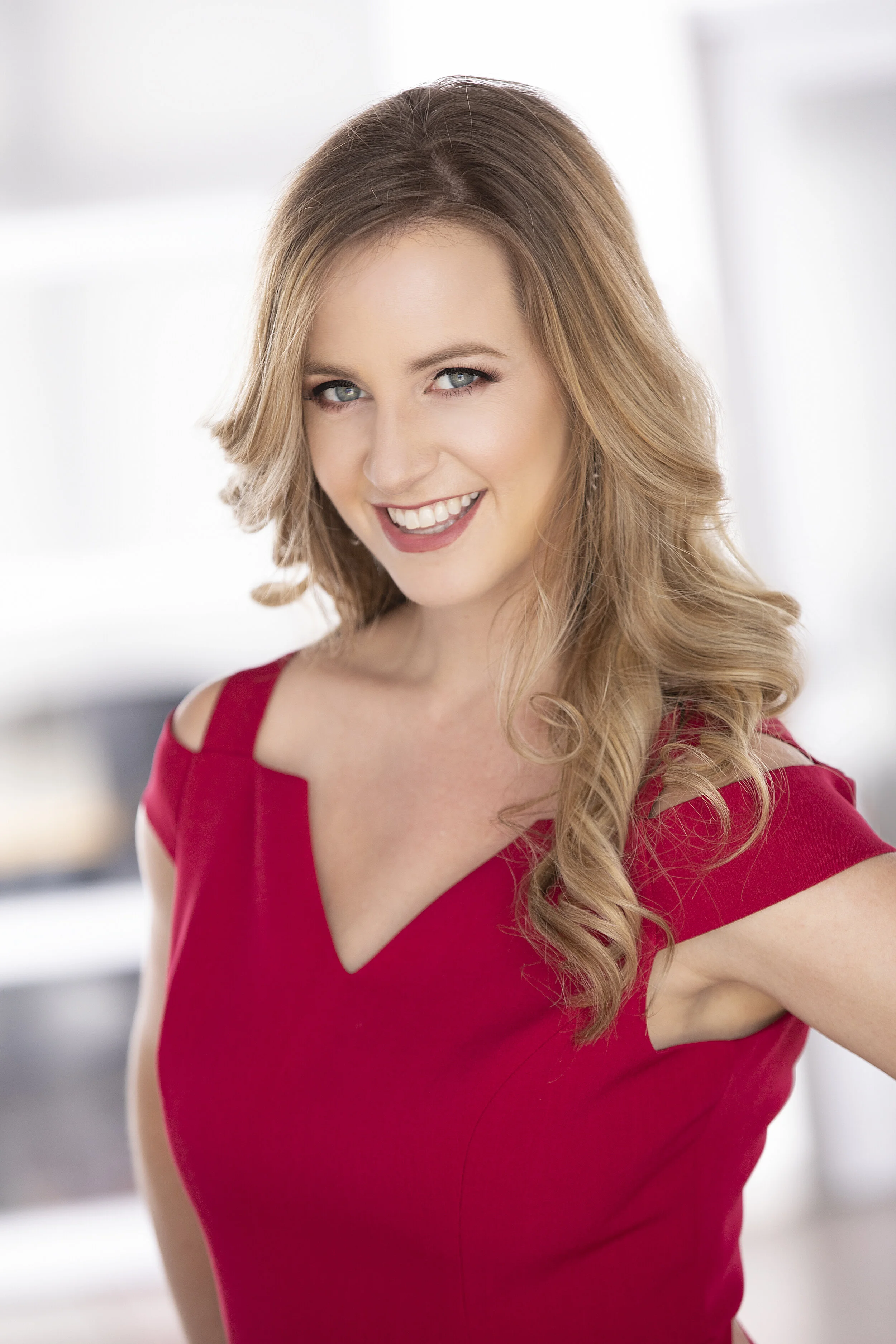 Headshots — Lydia Gray