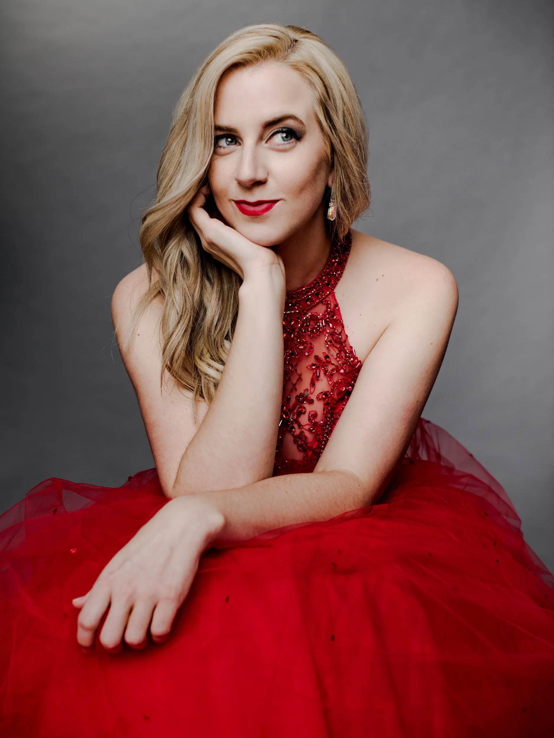 Contact — Lydia Gray