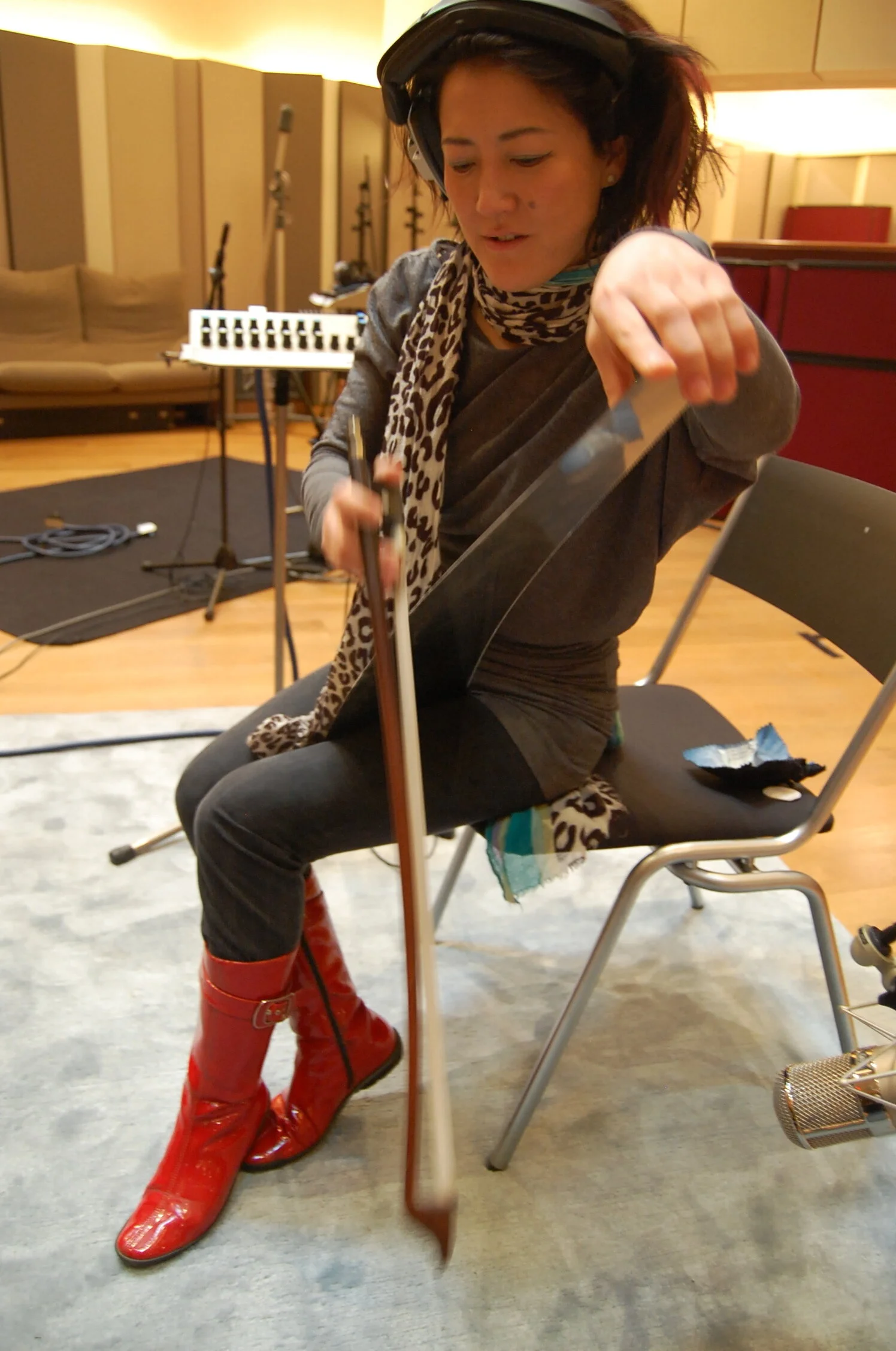 Gallery 3 — Su-a Lee