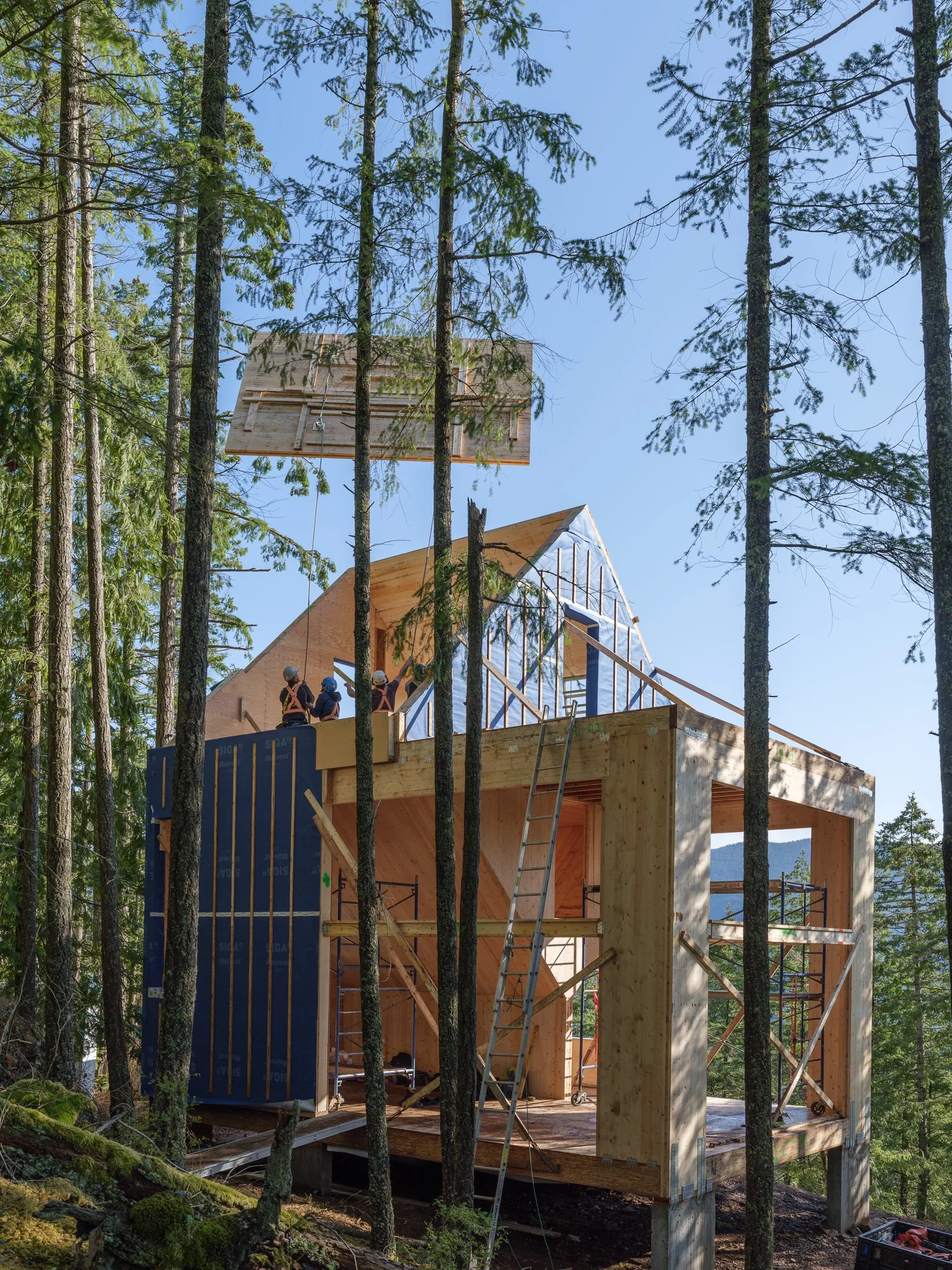 Custom home-building on a remote BC island | Lincoln Construction ...