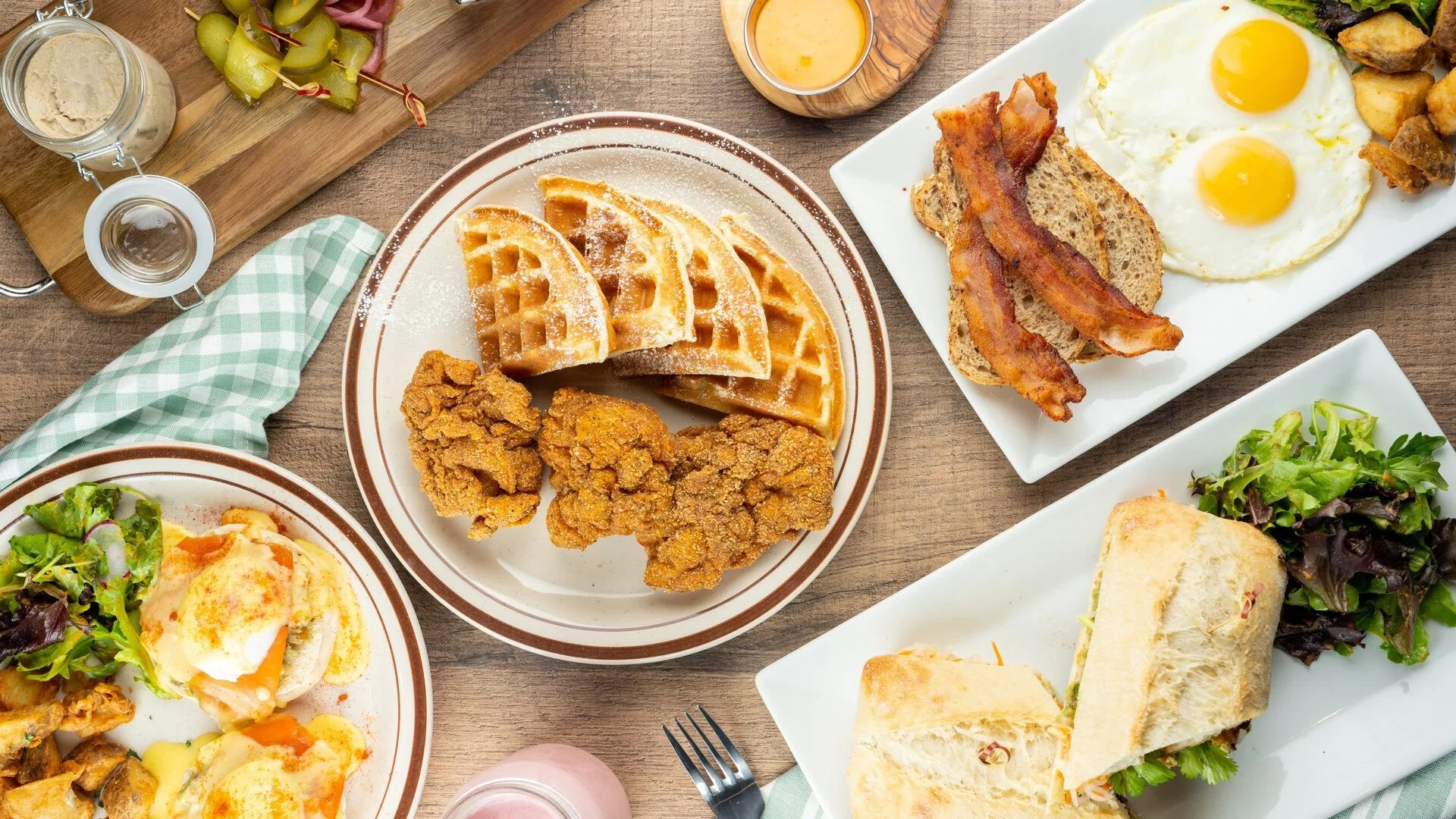 Chillax Coffee - Kitchen + Coffee