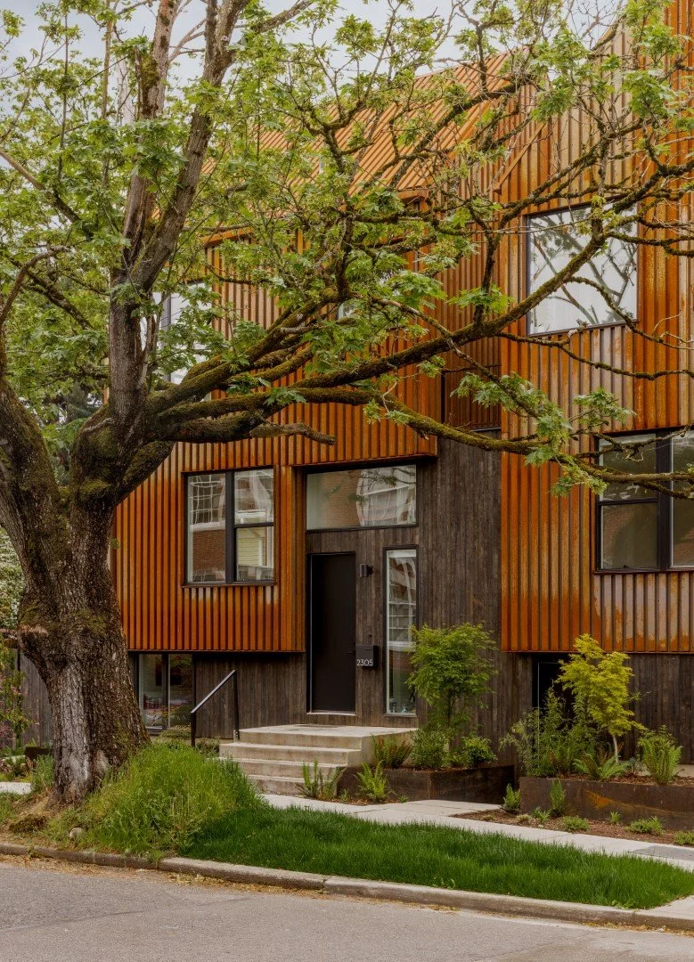 The Oak & The Alder — Hybrid Development