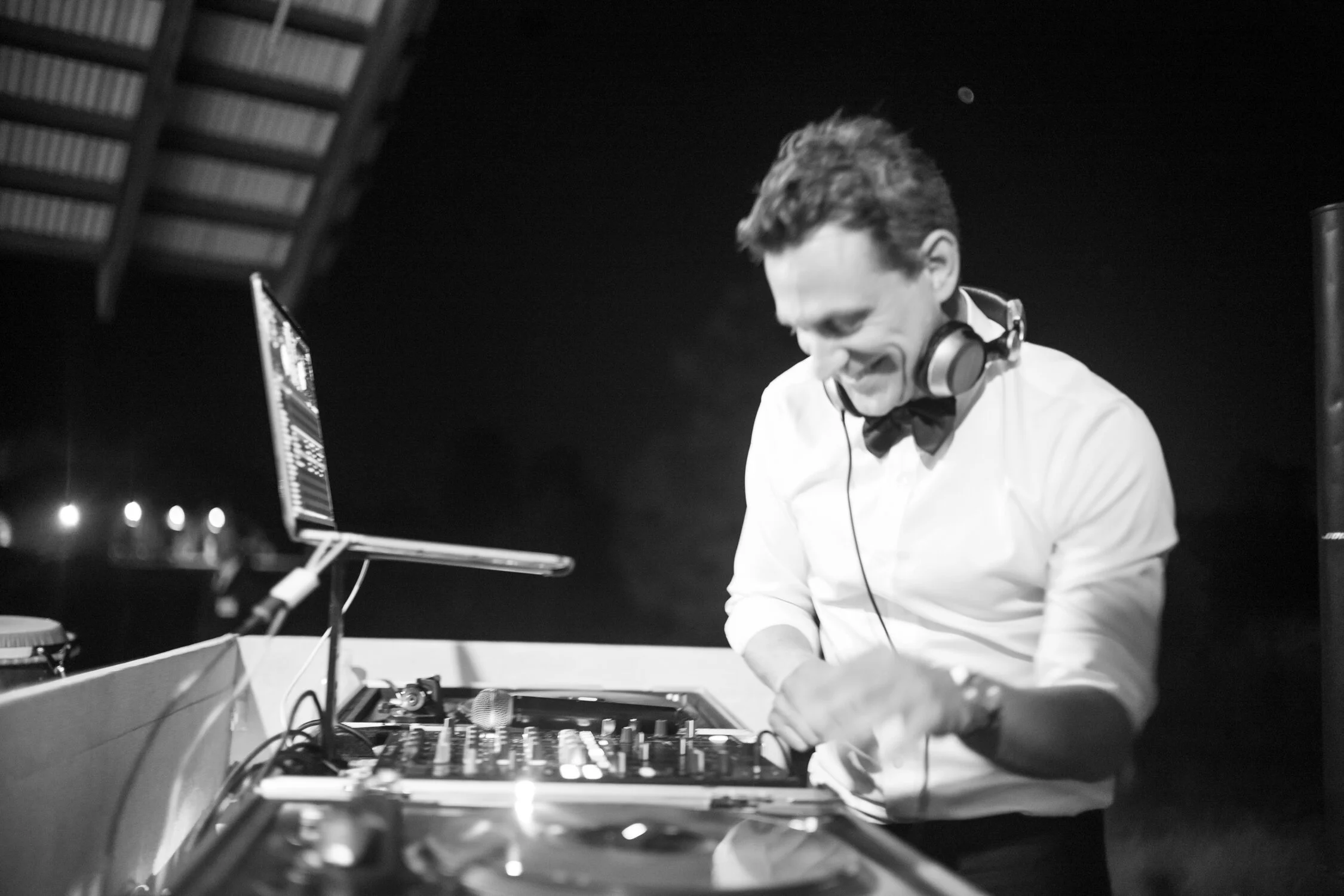 NYC DJ's | Live Entertainment | Weddings | Corporate - Generation Events