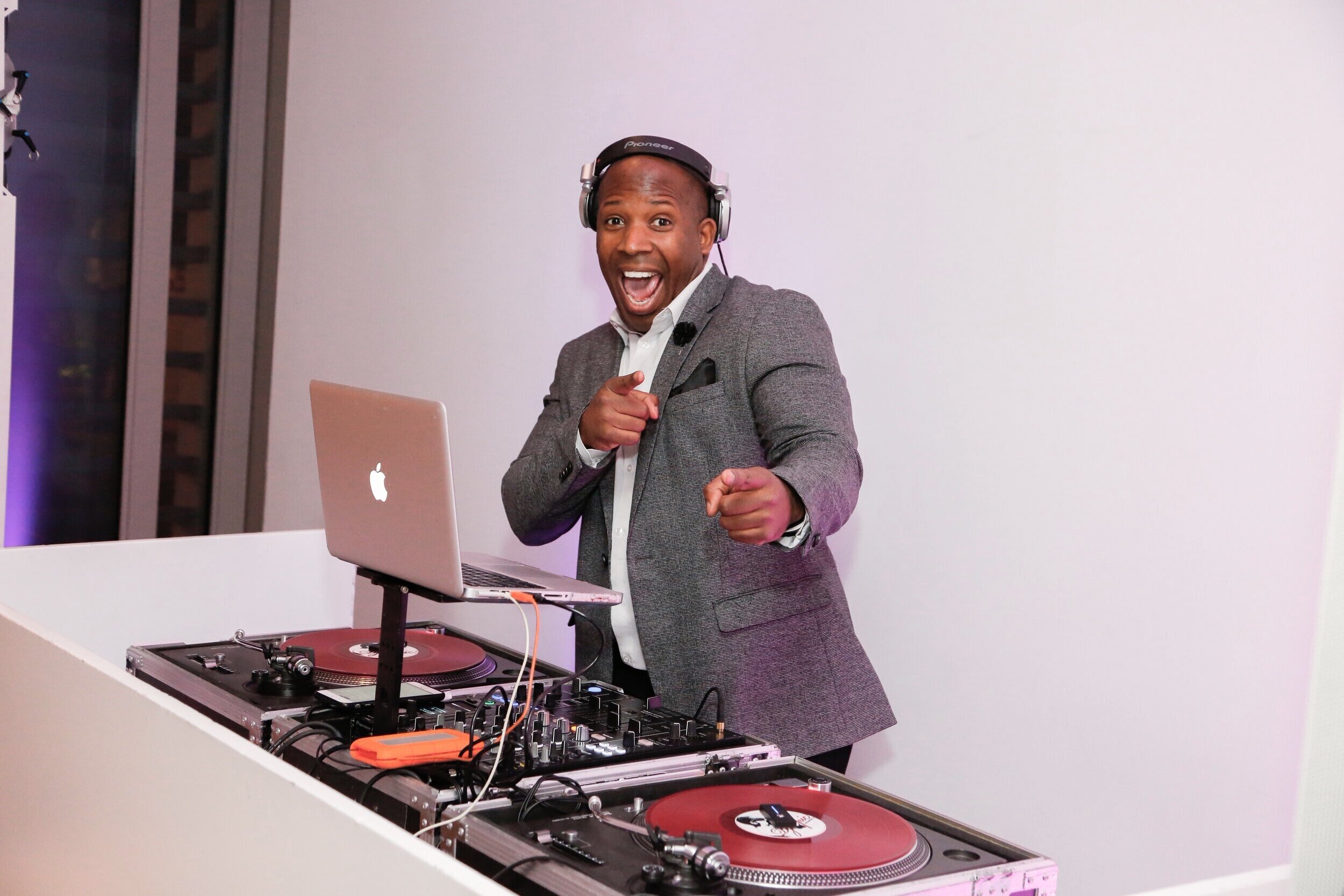 NYC | Hamptons | DJ Artists | Live Entertainment | NY Wedding DJs ...