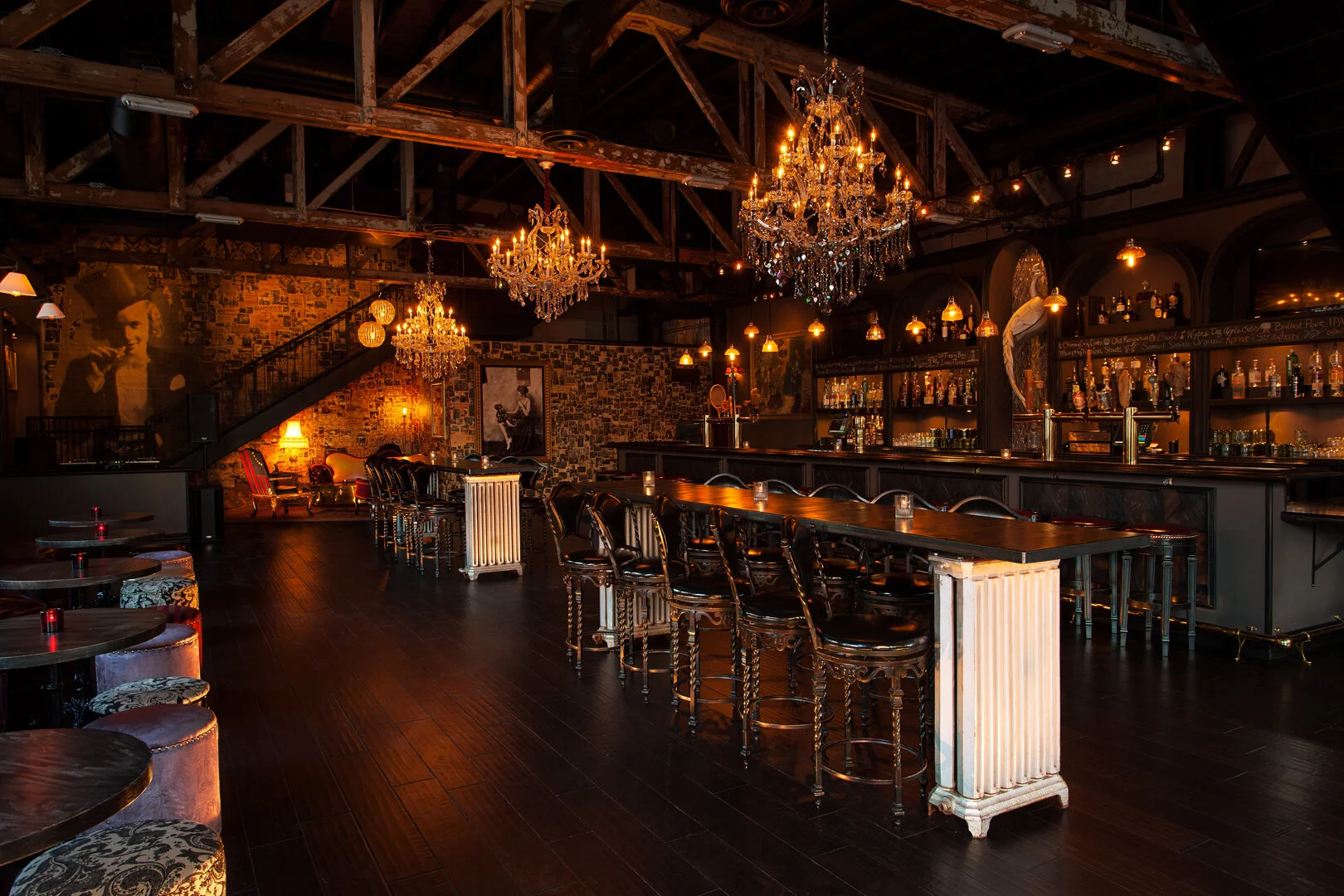 Gallery — COMMONWEALTH