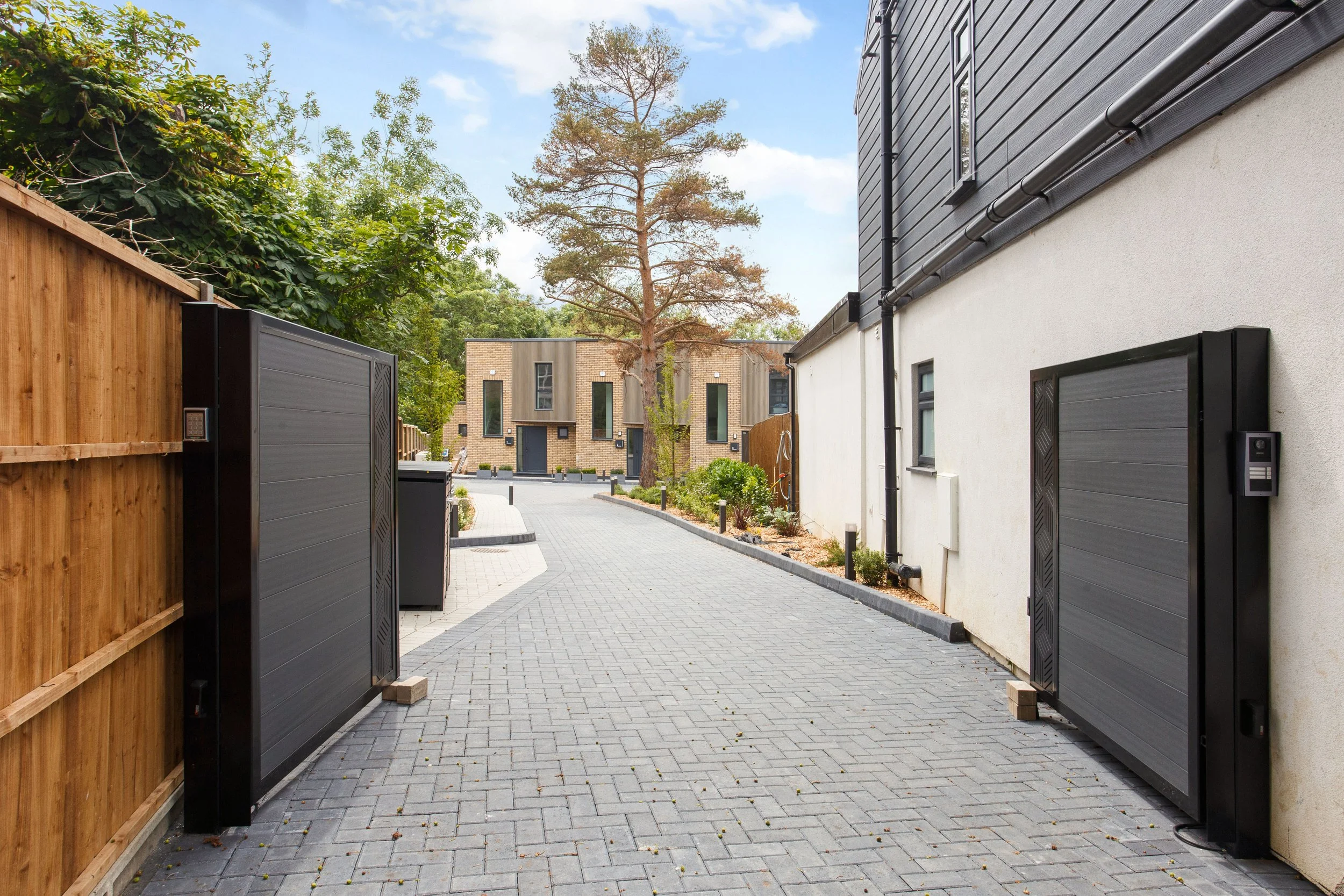 Primrose Mews — Goldrose Sharpe