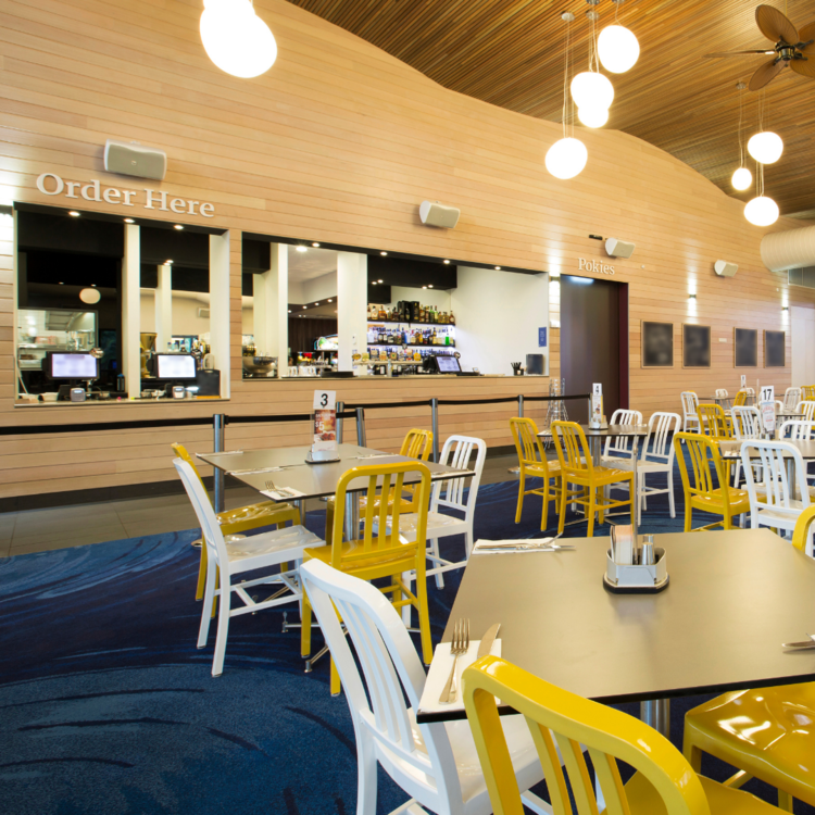 Bar — Coolum Beach Hotel, Coolum, QLD