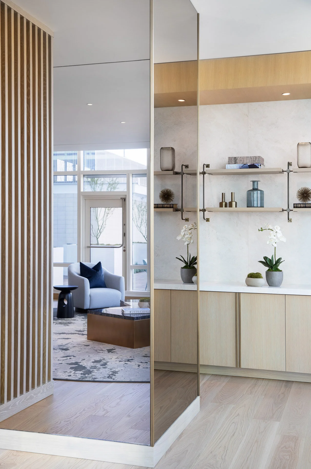 Architecture and Interiors, Luxury Apartments - Thea at Metropolis ...