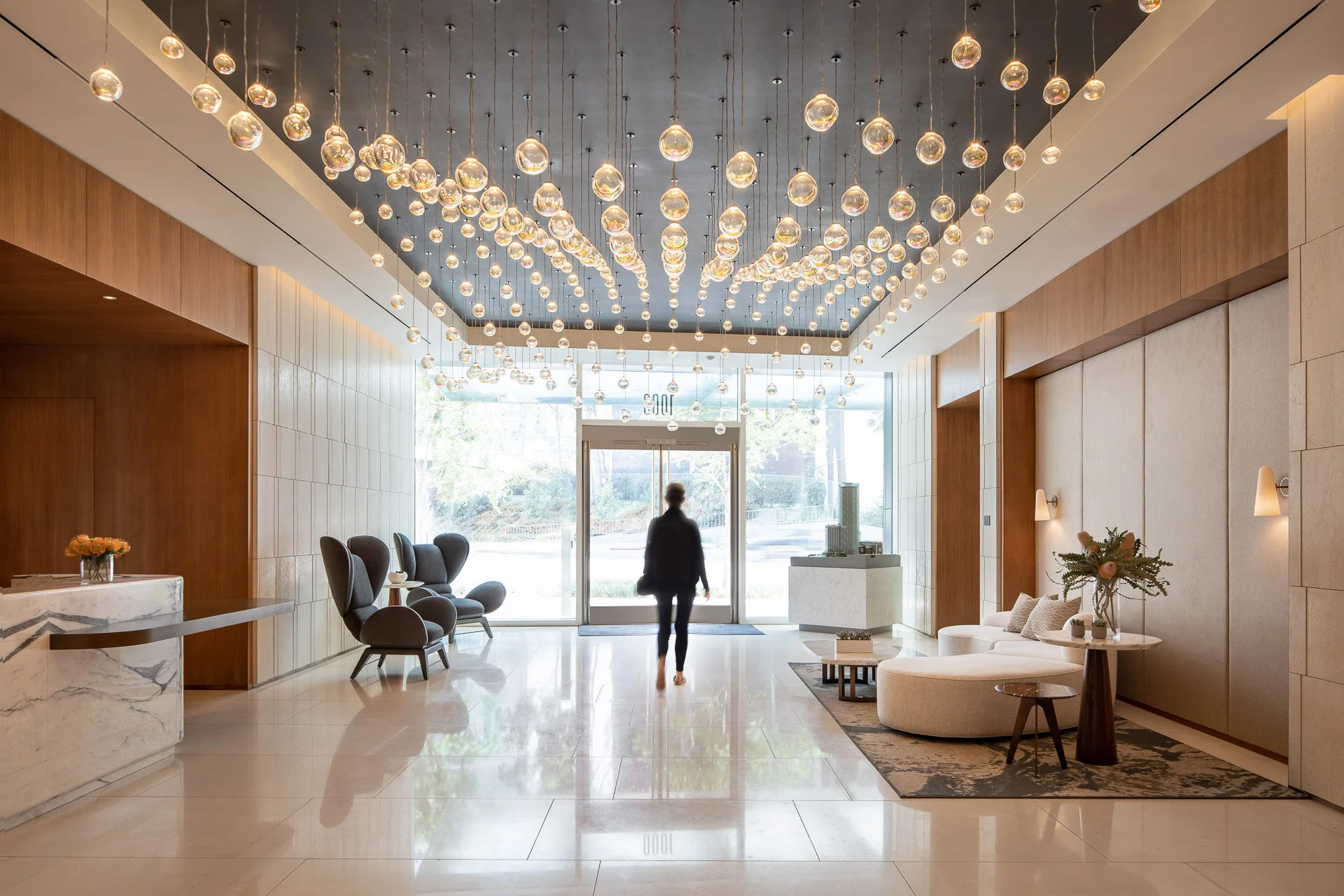 Architecture and Interiors, Luxury Apartments - Thea at Metropolis ...