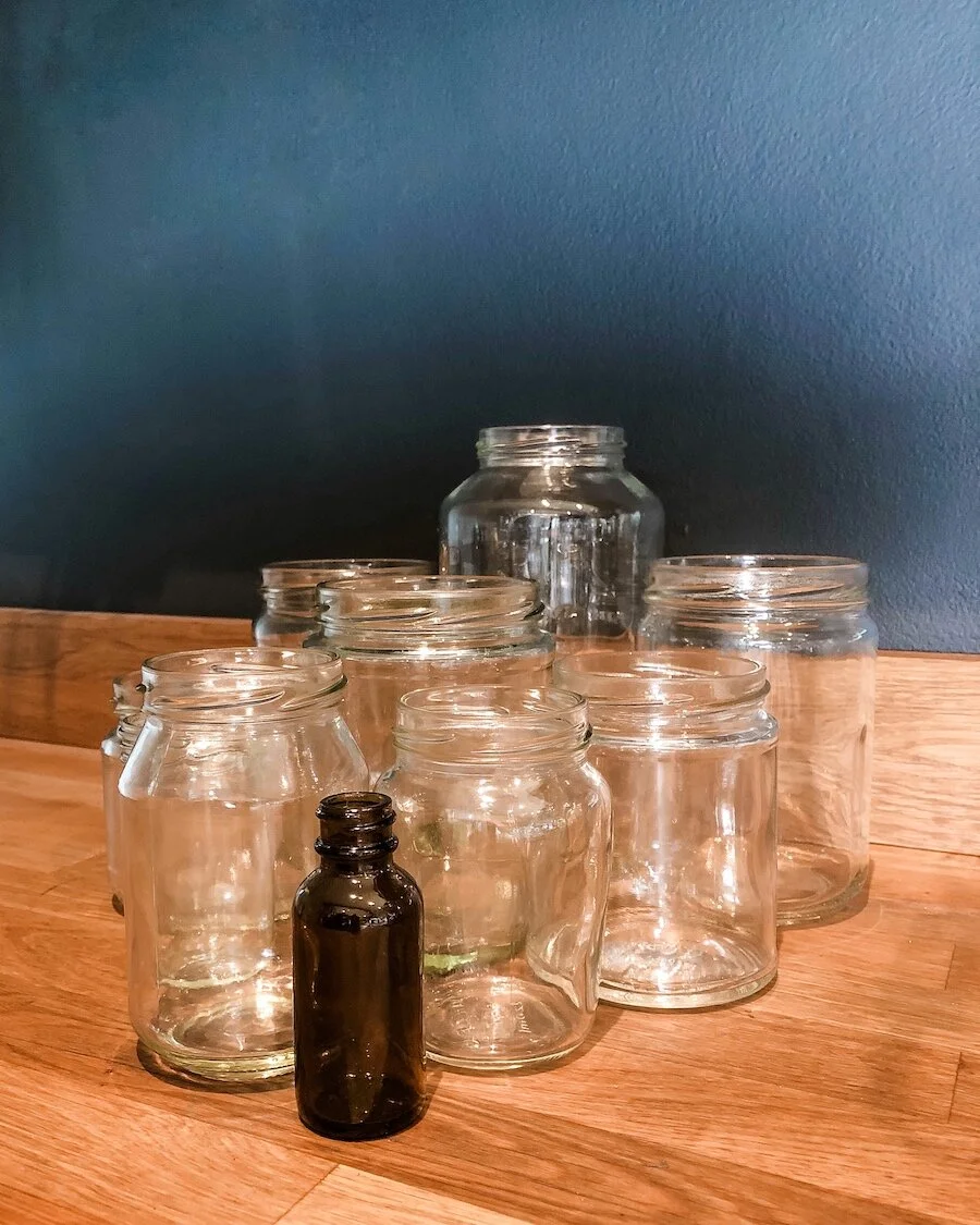 How to remove labels from glass jars (without chemicals) — Westwind Journal